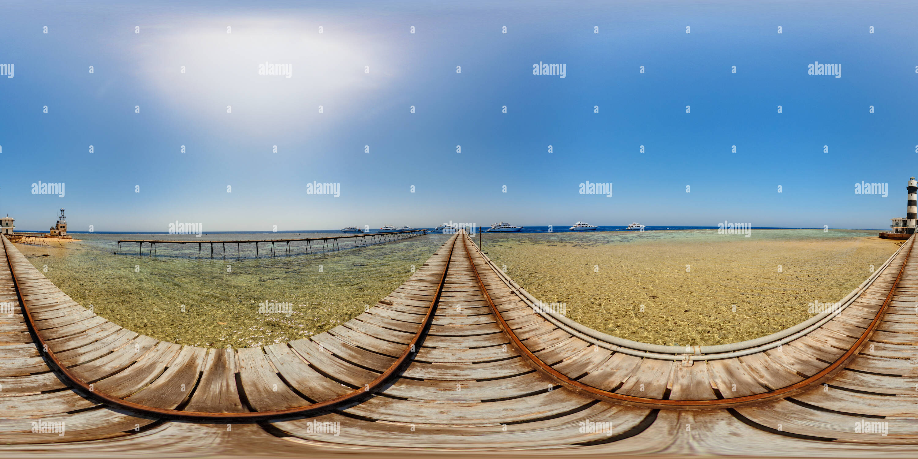 360° view of Daedalus Riff - Steg 02 - Rotes Meer - Alamy