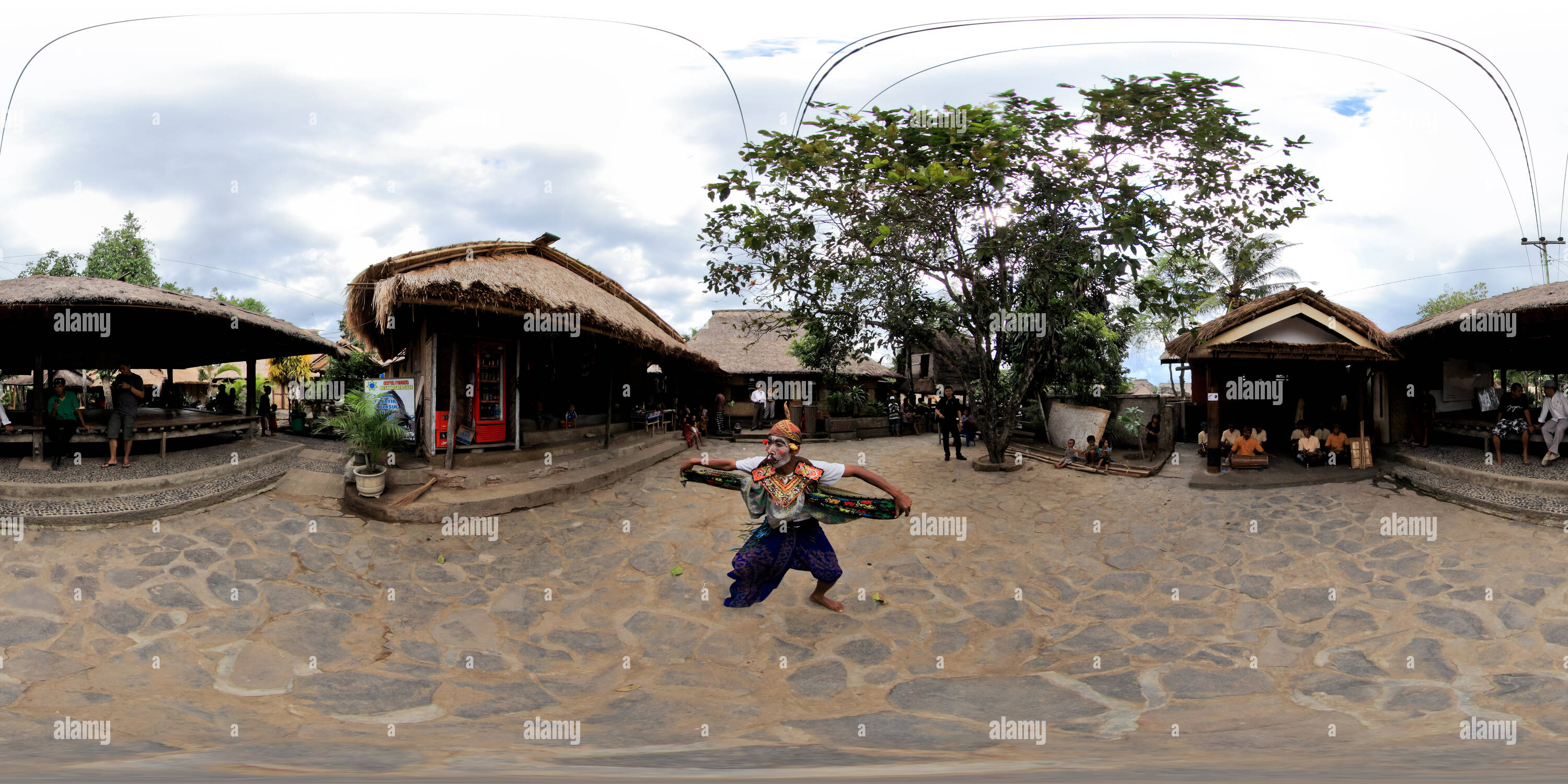 360° view of Sade Village - Traditional Dance 3 - Alamy