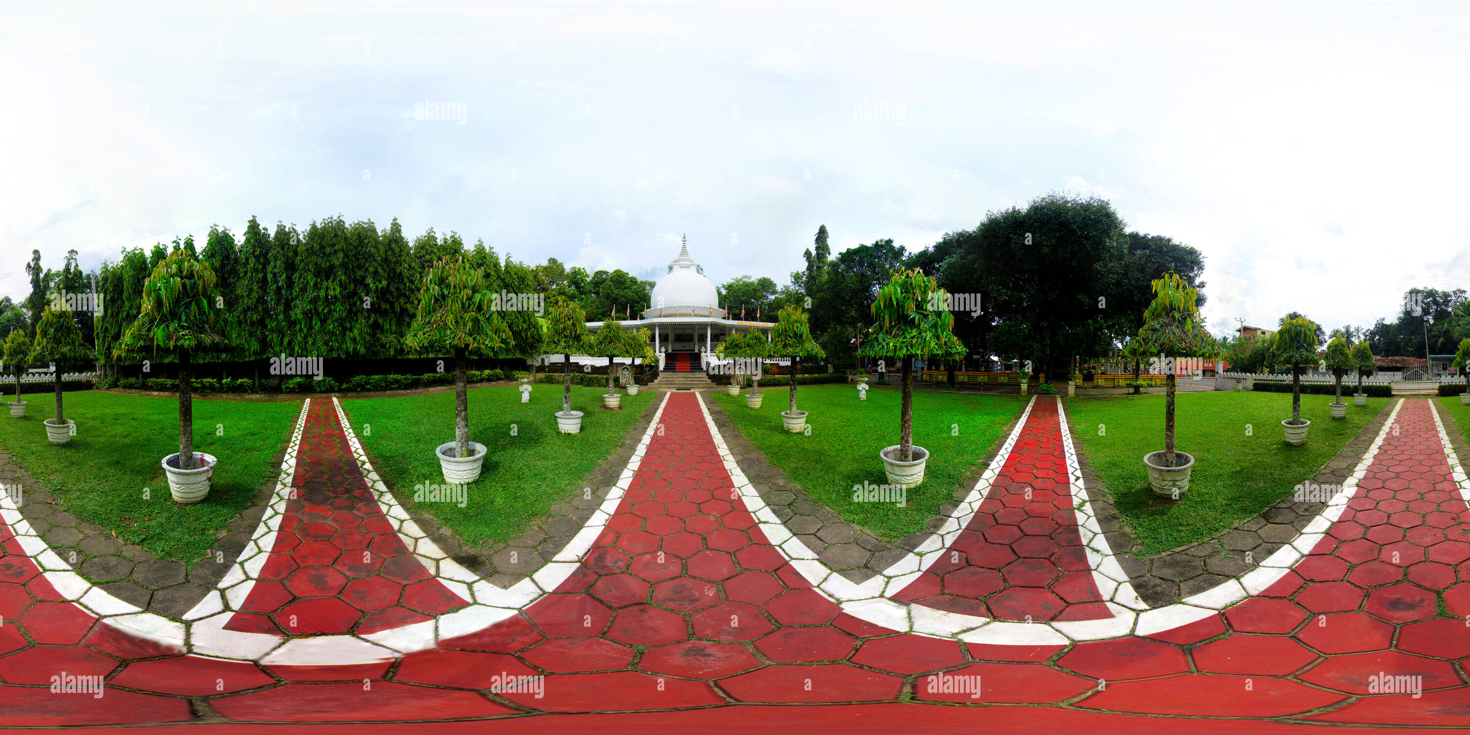 360° view of In front of Pagoda of Bodhiraja Temple - Embilipitiya, Sri ...