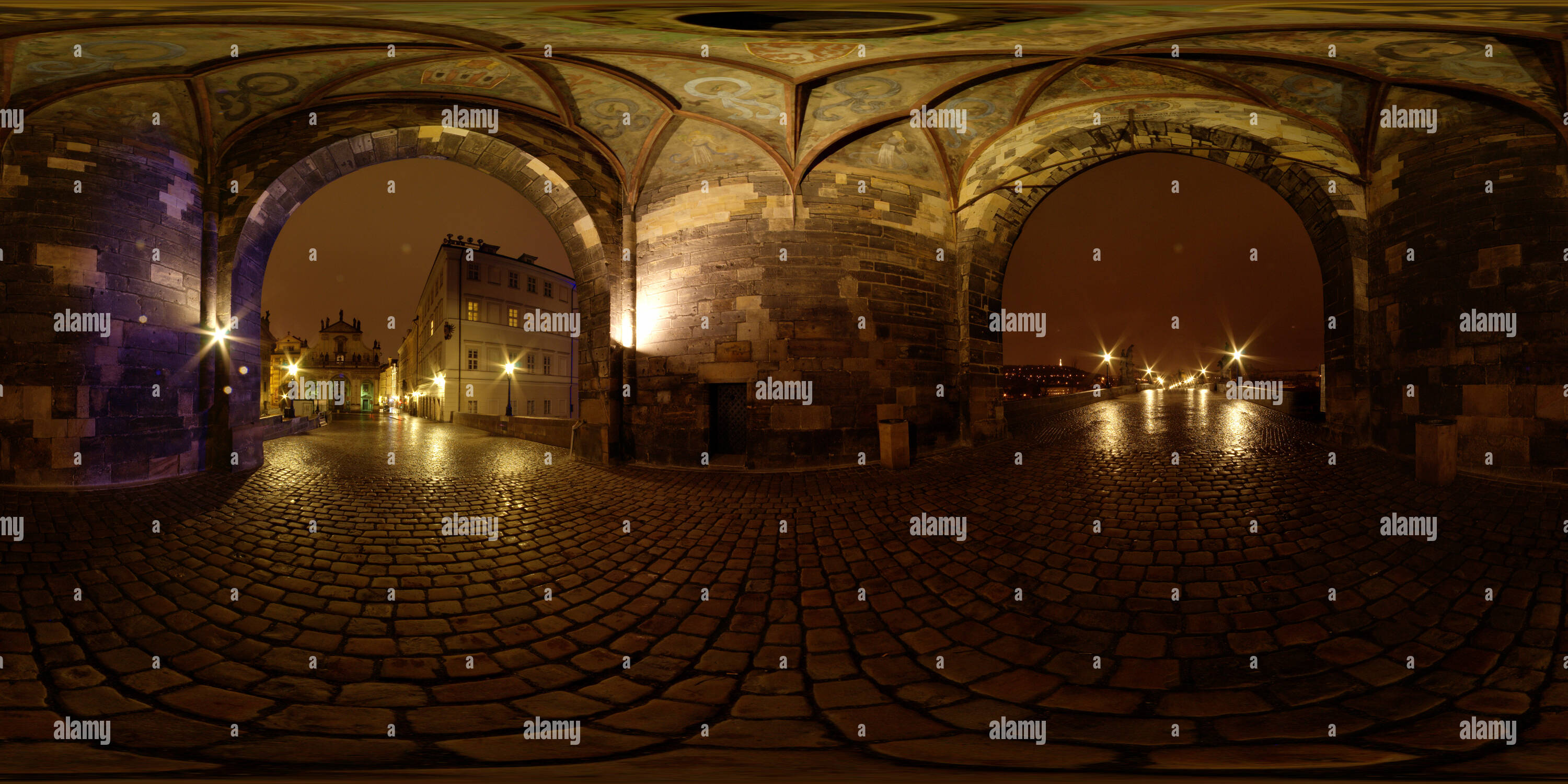 360° view of Prague Charles Bridge - Alamy