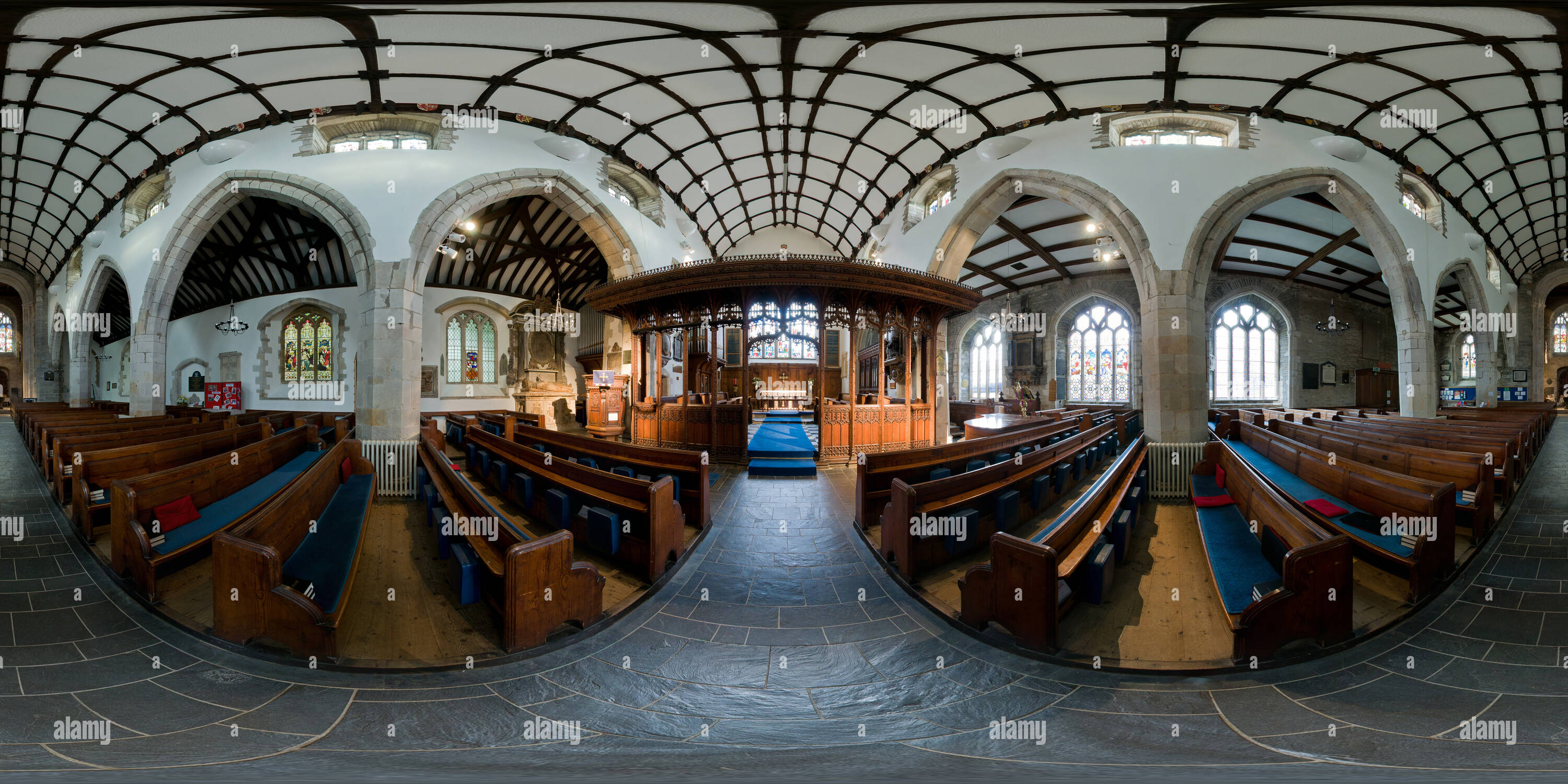 360° view of St Fimbarrus Church, Fowey - Alamy