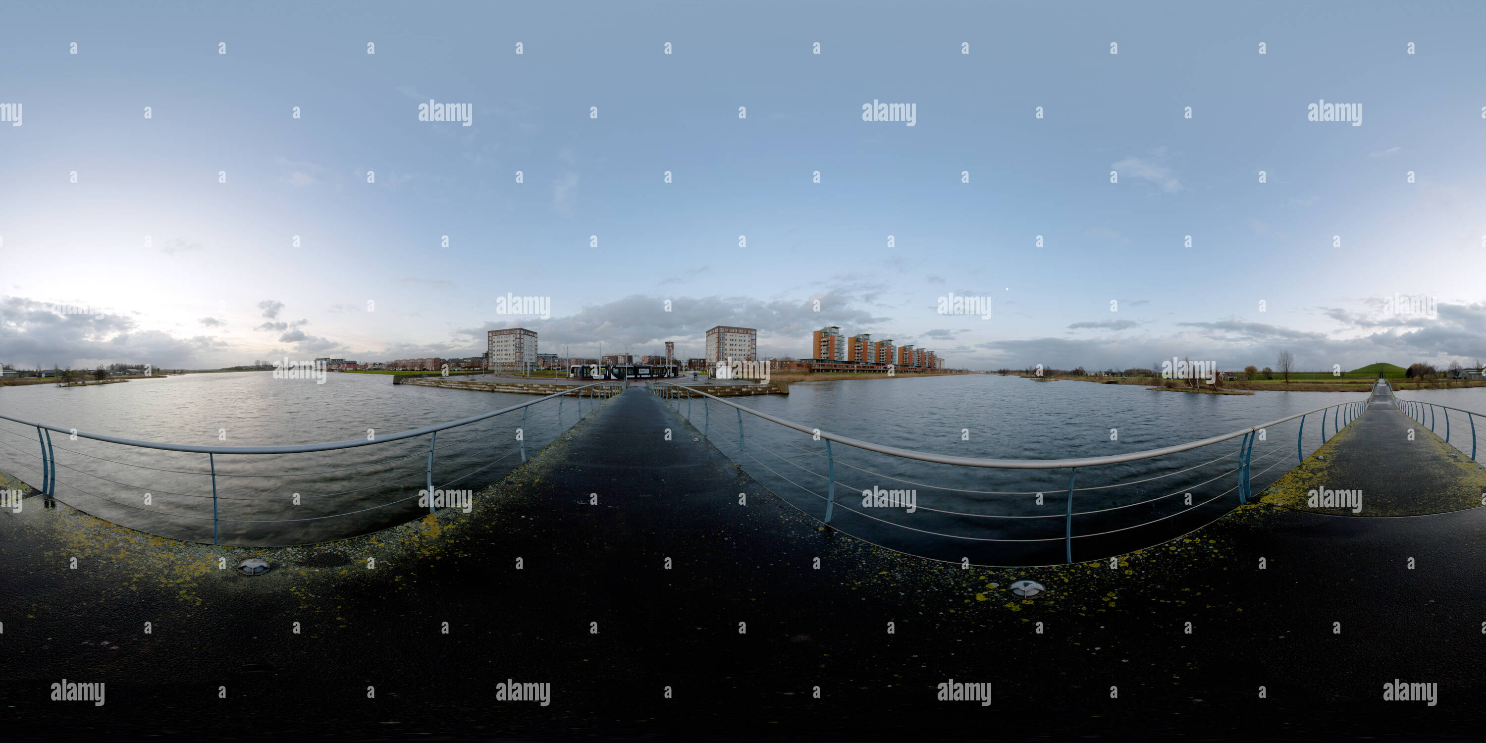 360° view of Bridge to the hill - Alamy