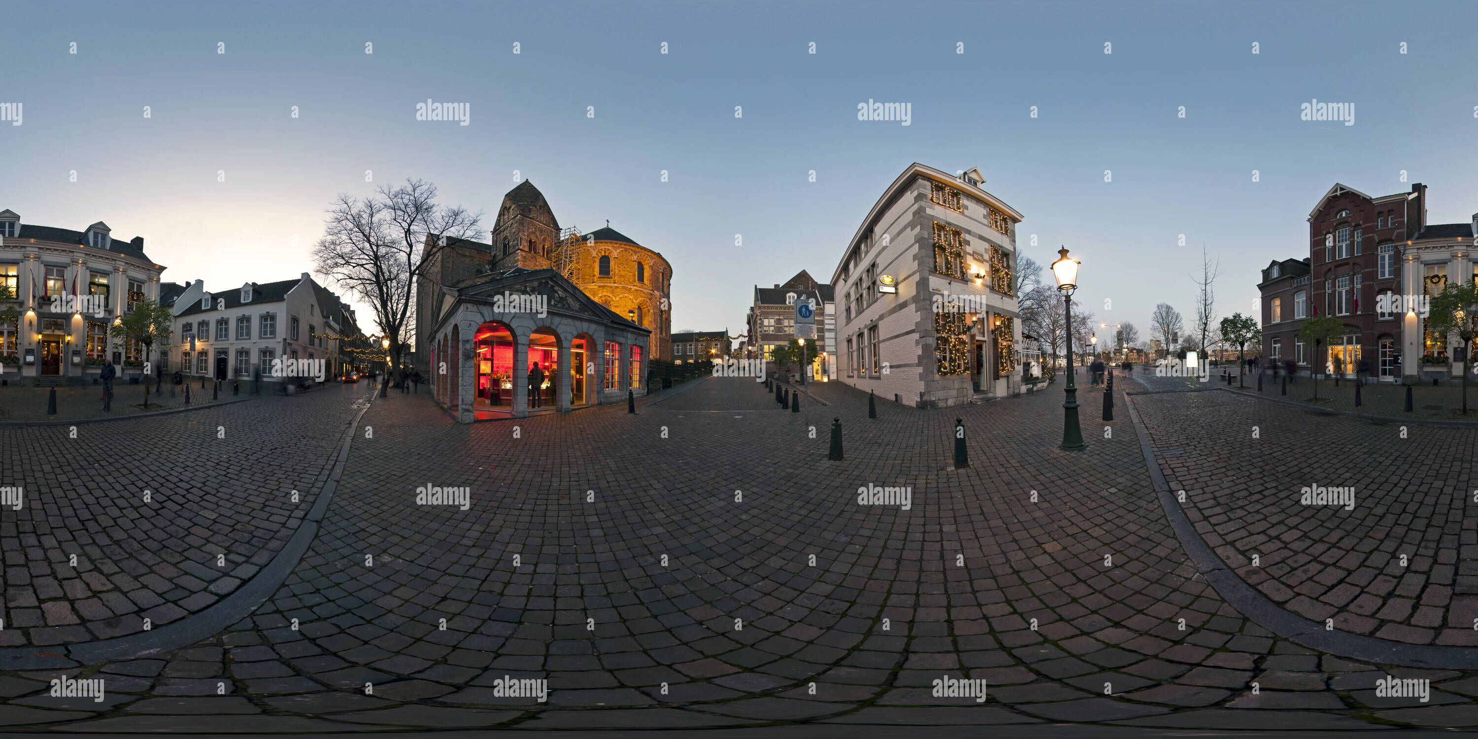 360° view of Netherlands: Intersection at Graanmarkt & Stokstraat ...