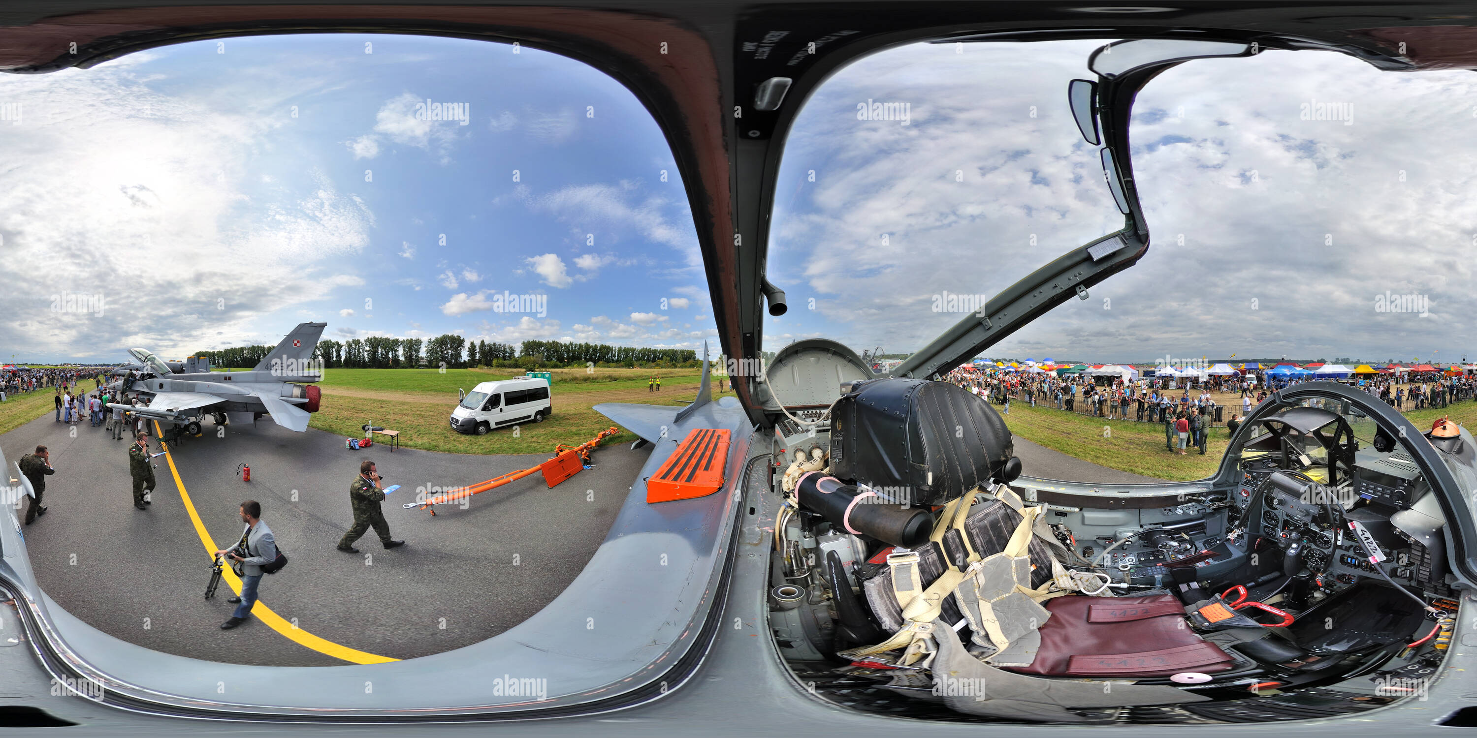 360° view of MiG-29 - cockpit. Radom AirShow 2011 - Alamy