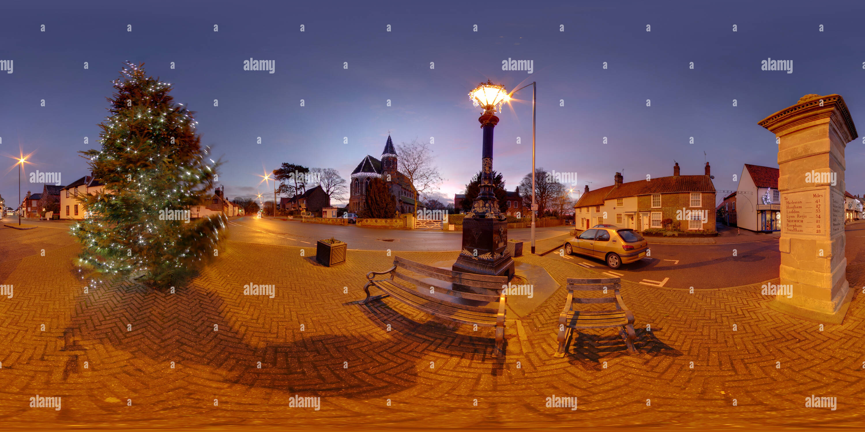 360° view of Holt High Street - Alamy