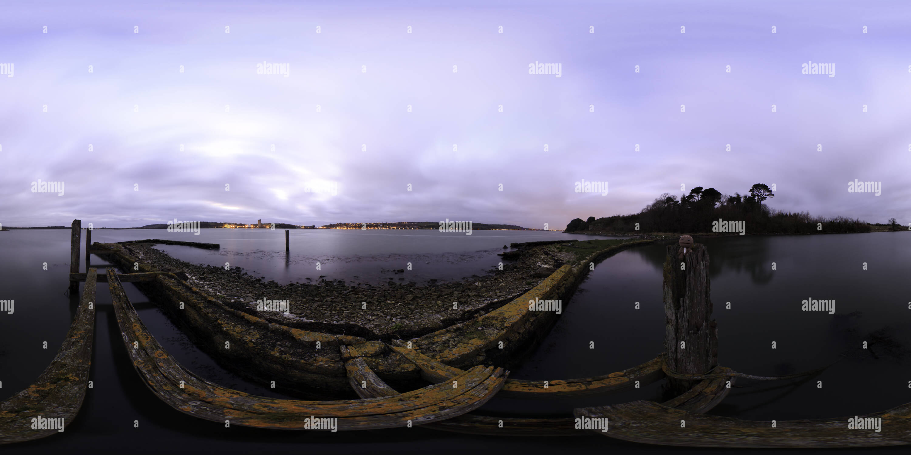 360° view of Litte Island Bridge - Alamy
