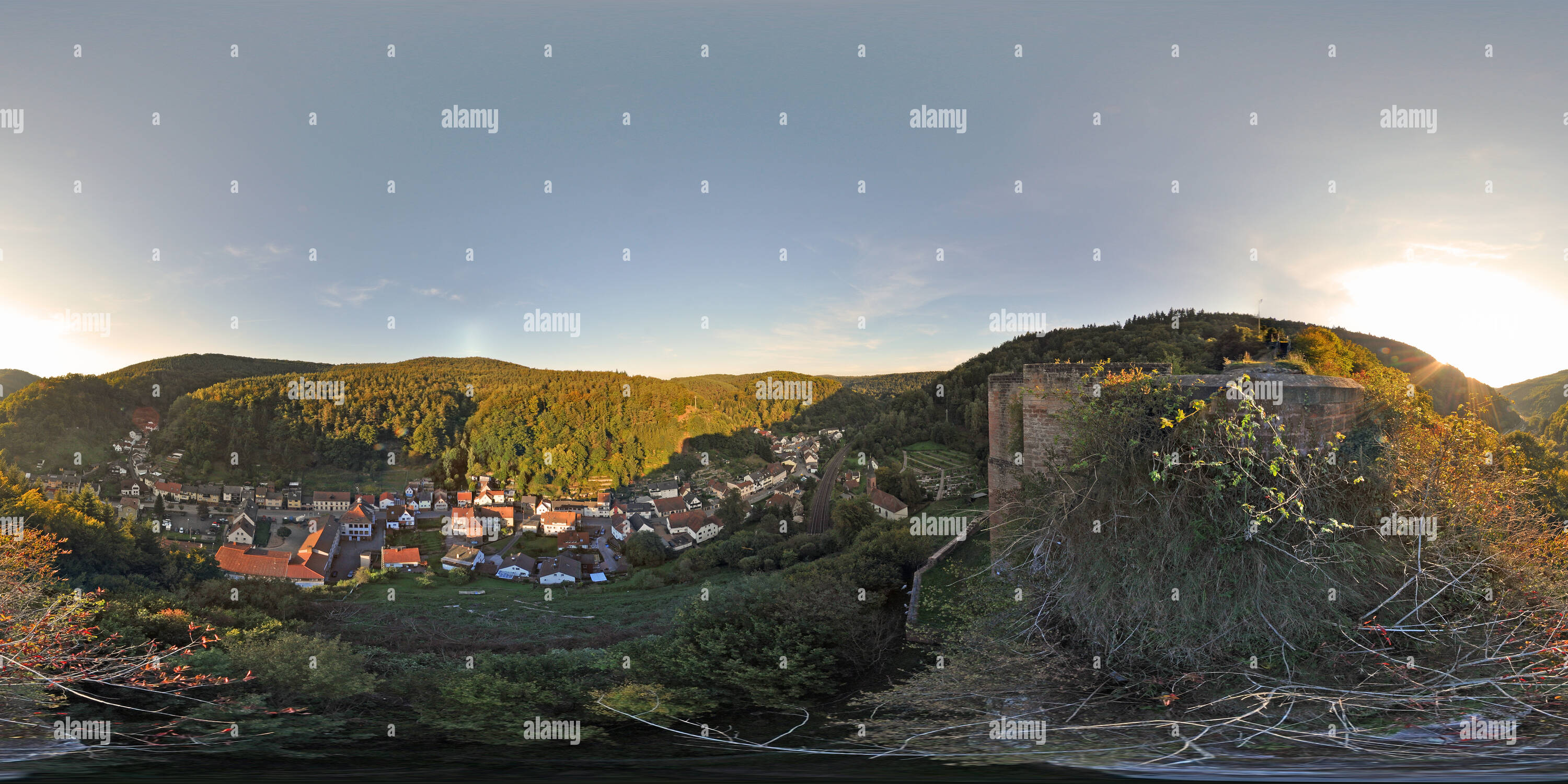 360° view of Burg Frankenstein(Pfalz) Free - Alamy