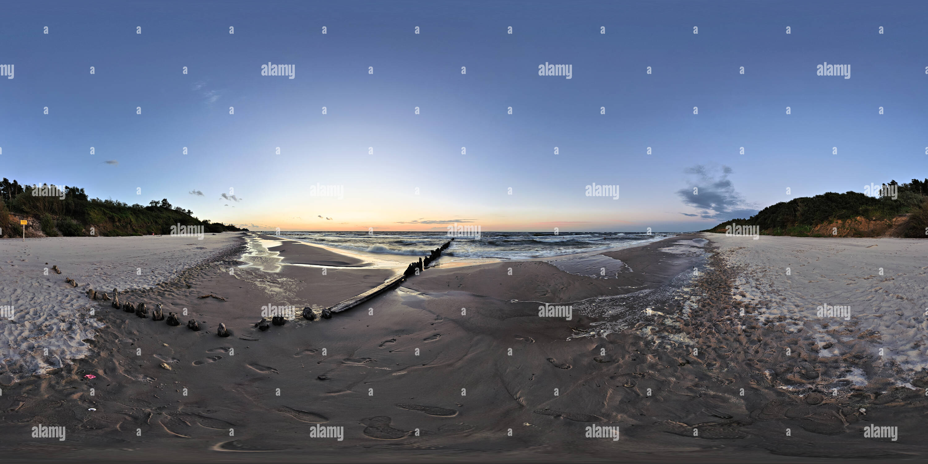 360° view of Sunset at the beach - Bagicz - Alamy
