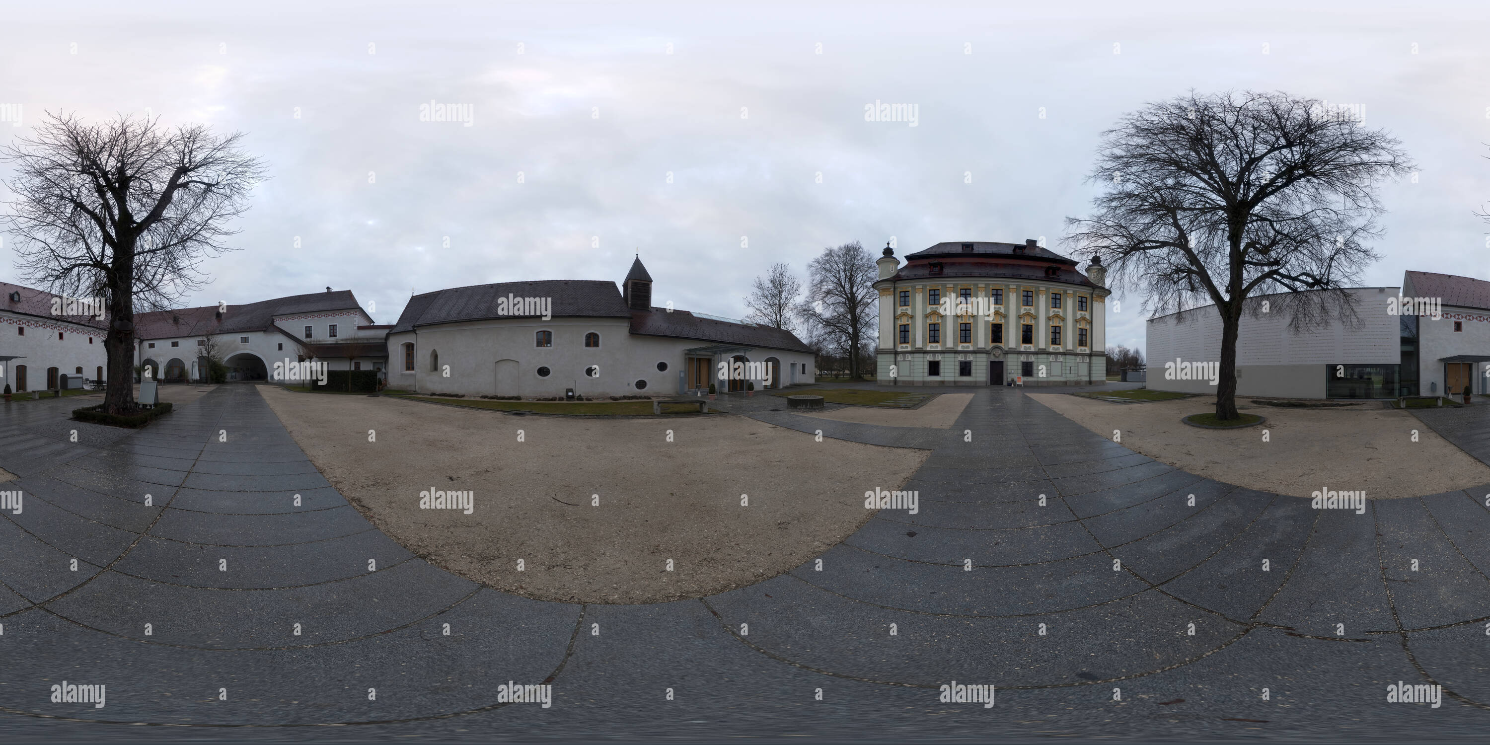 360° view of Schloss Traun - Alamy