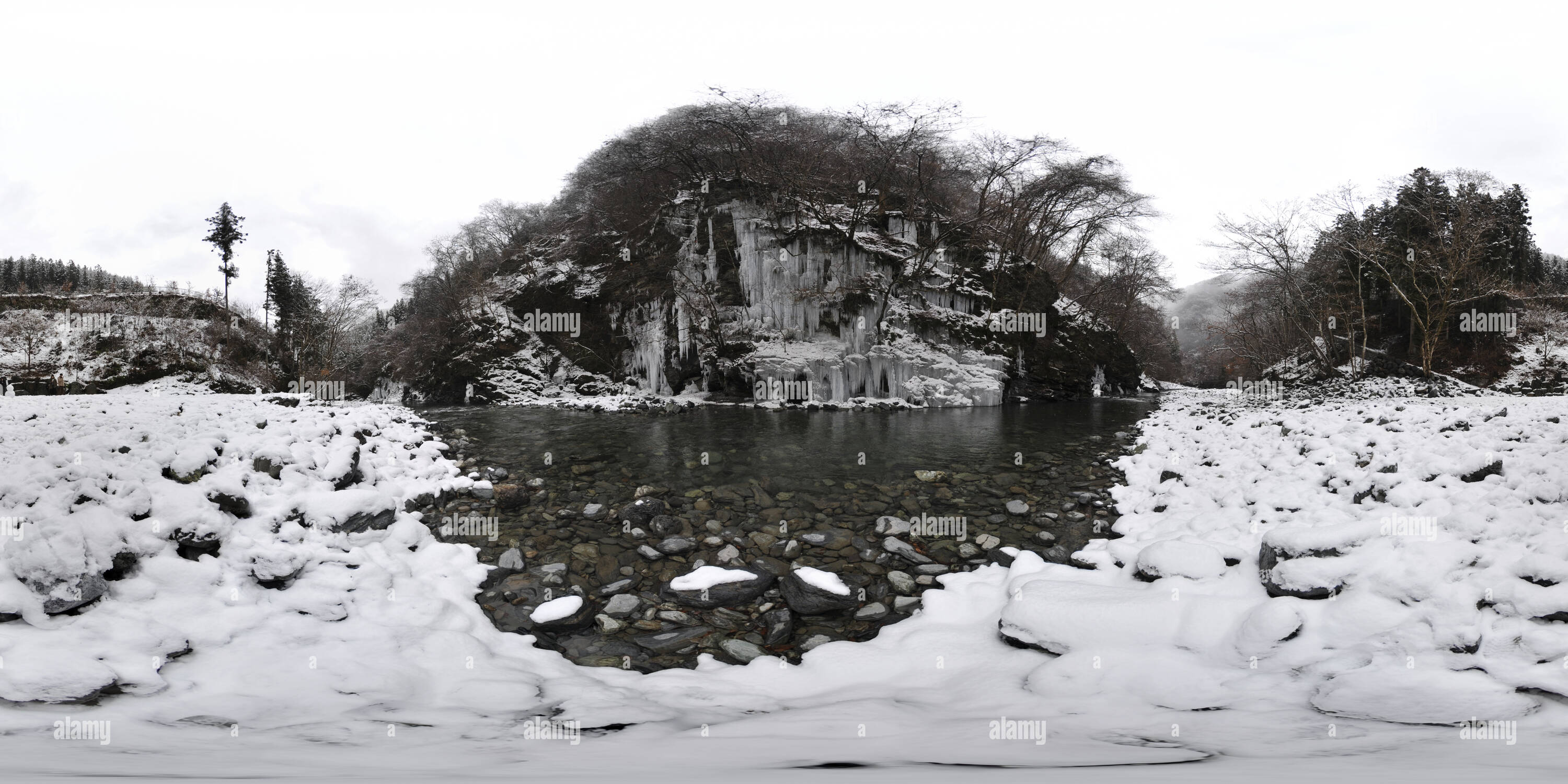 Tsurara hi-res stock photography and images - Alamy