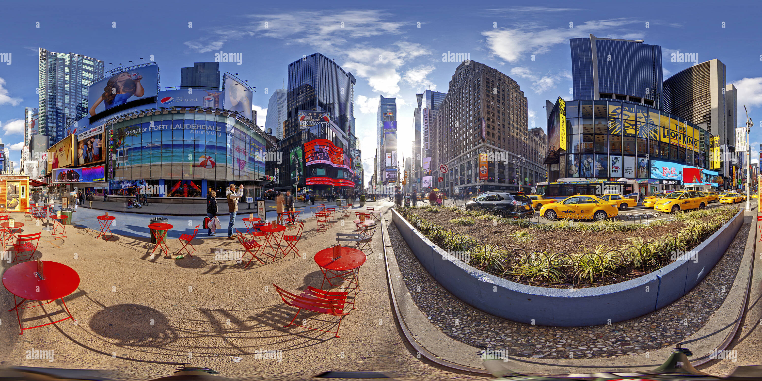 360° view of Times Square Bowtie - Alamy