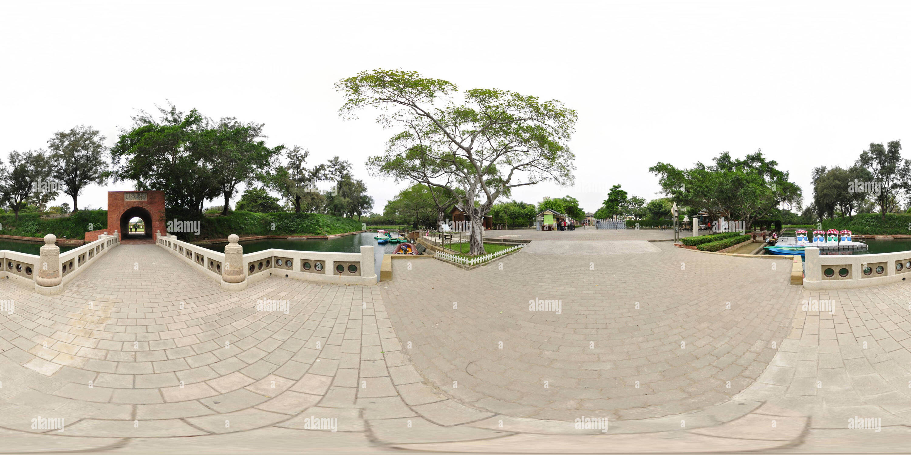 360° view of Eternal Golden Castle - Alamy