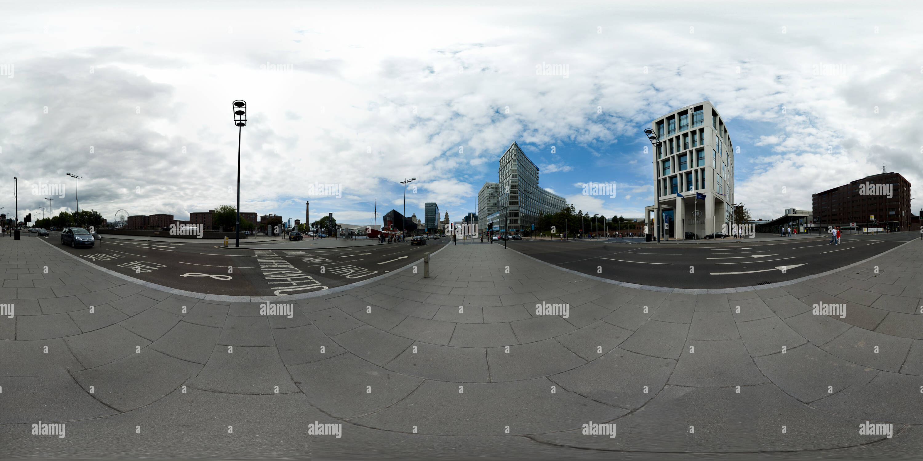 360° view of Liverpool Strand street - Alamy