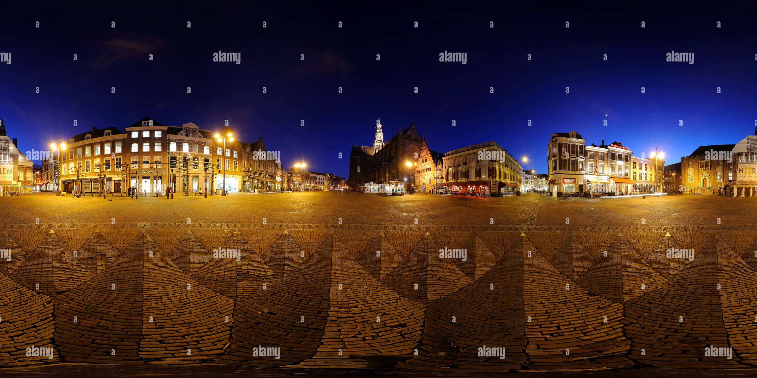 360° view of Grote Markt, Haarlem - Alamy