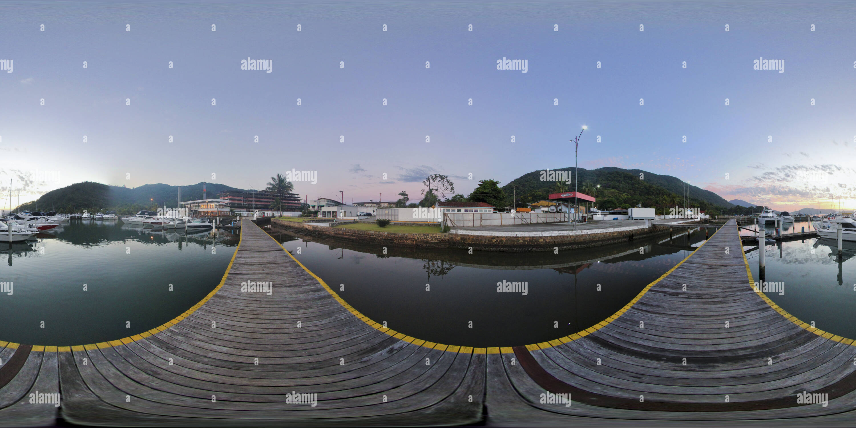 360° view of Voga Marine 14 - Alamy