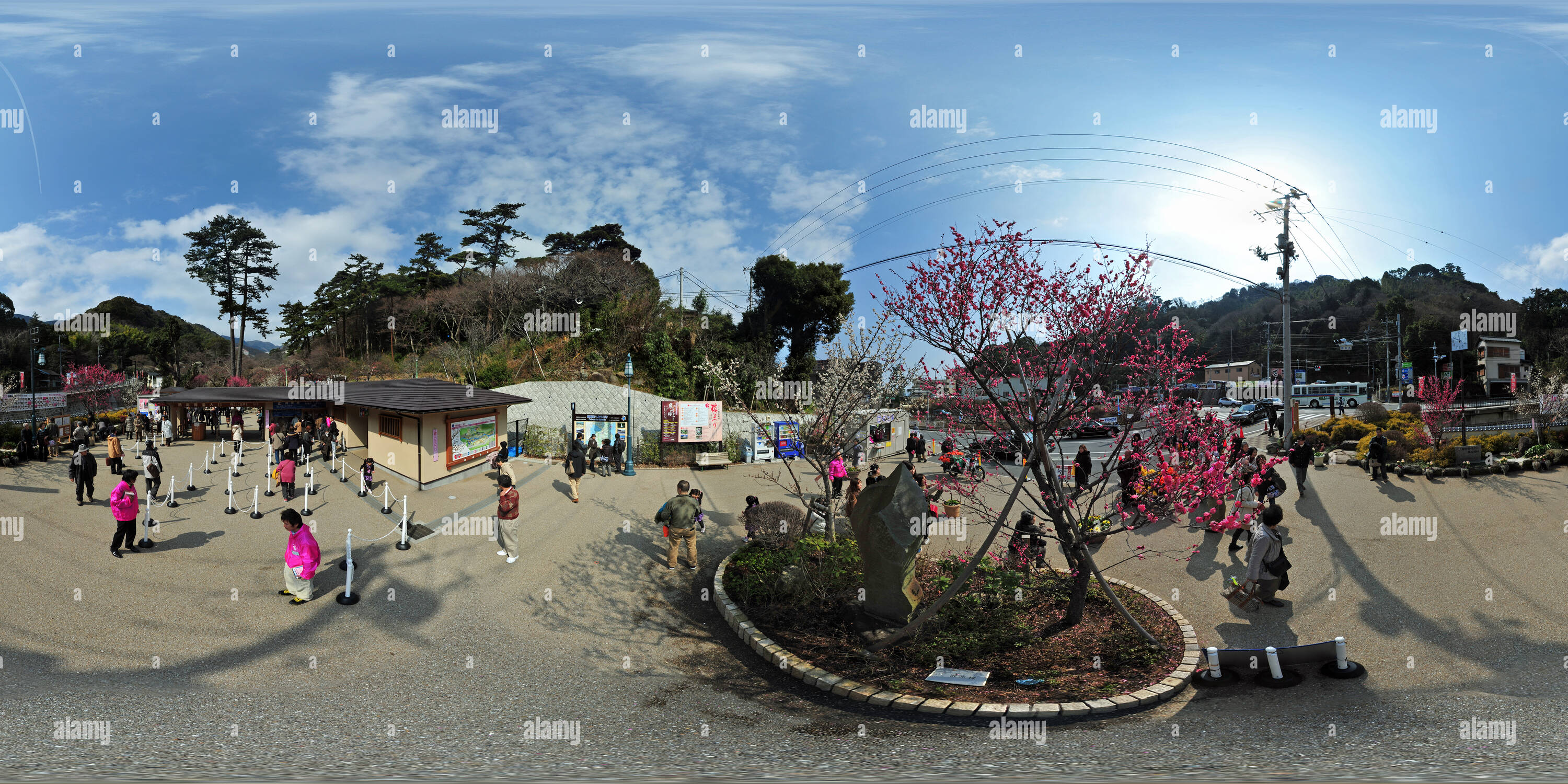 360° view of entrance of atami ume garden - Alamy