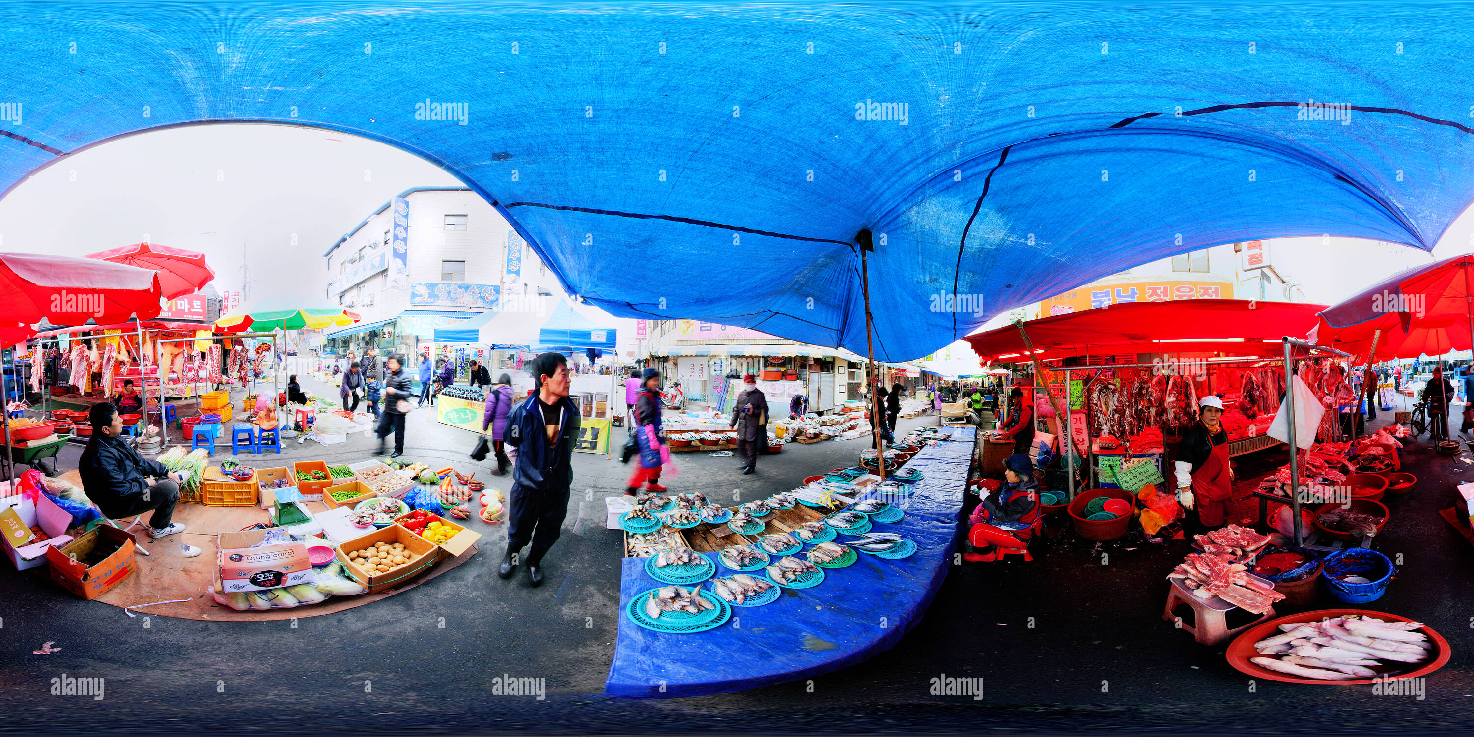 360° view of The northern market in Iksan - Alamy