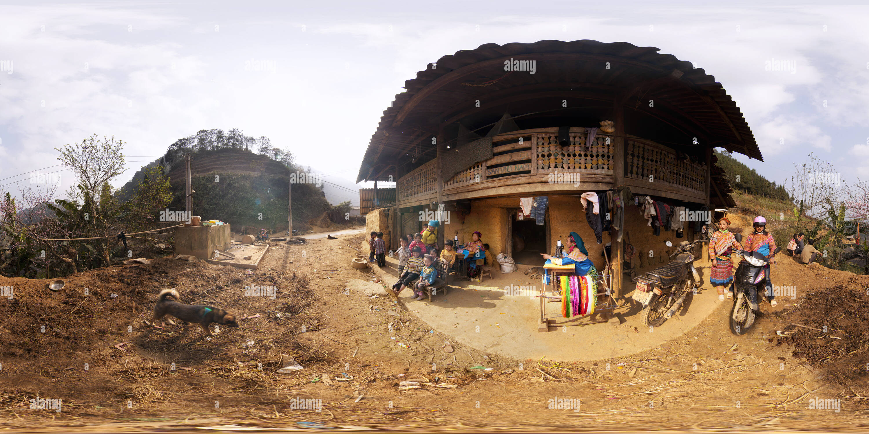 360° view of A house in San Chai village, Si Ma Cai - Alamy