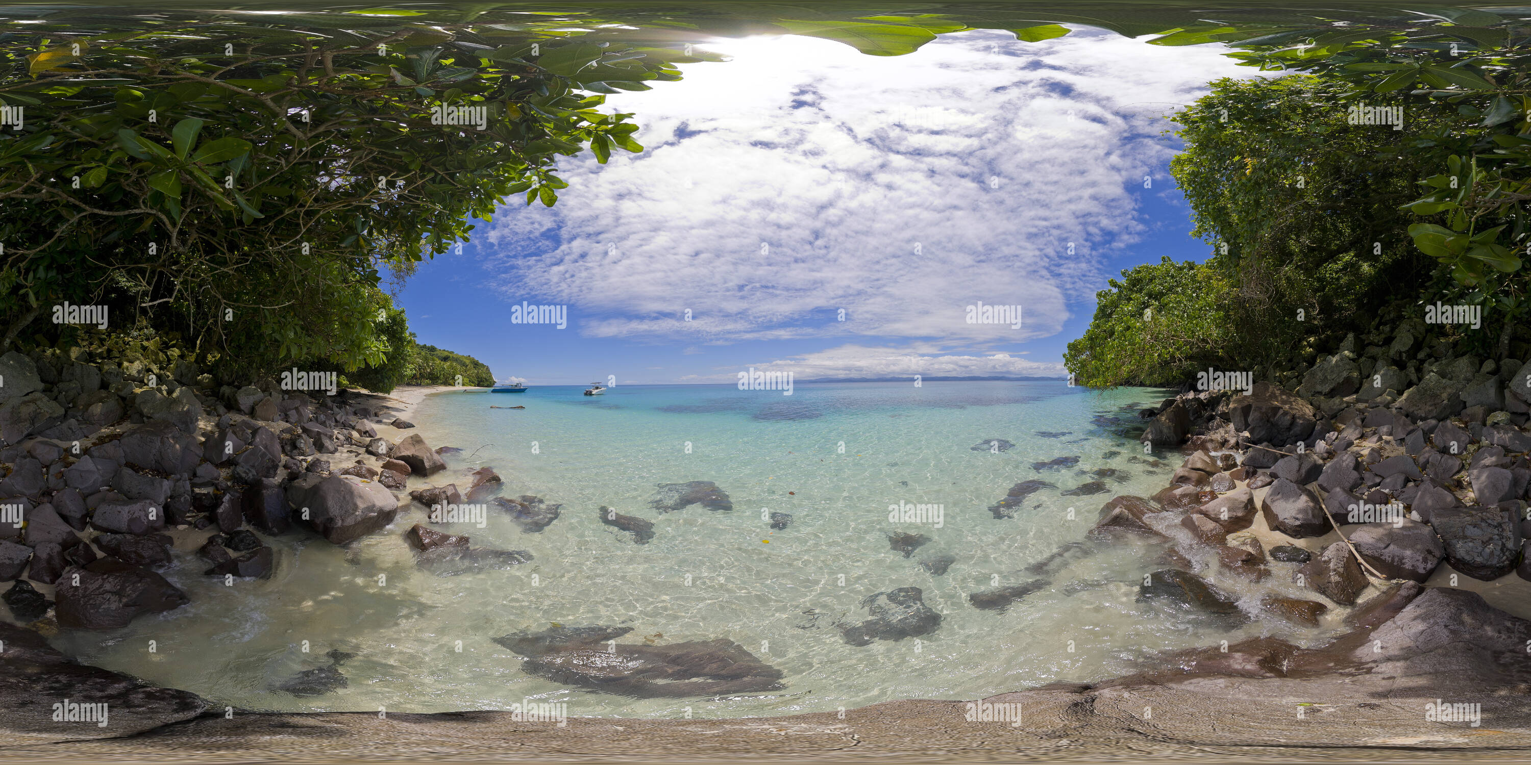 Yanuca island hi-res stock photography and images - Alamy