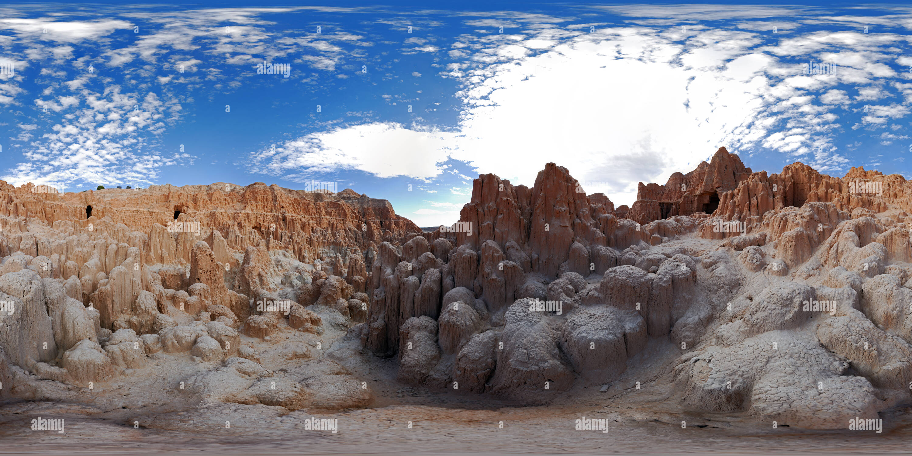 360° view of Cathedral Gorge State Park, Upper Landscape, Nevada, USA ...