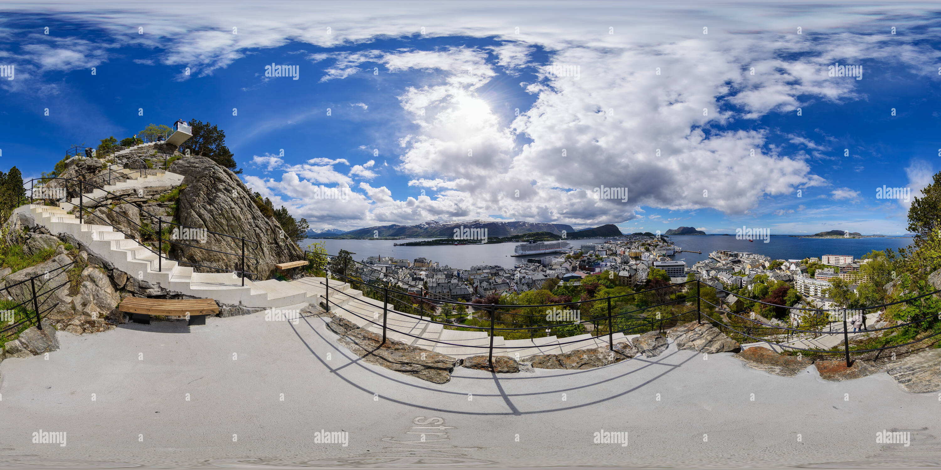 360° view of Alesund - Steps to Mount Aksla - Alamy