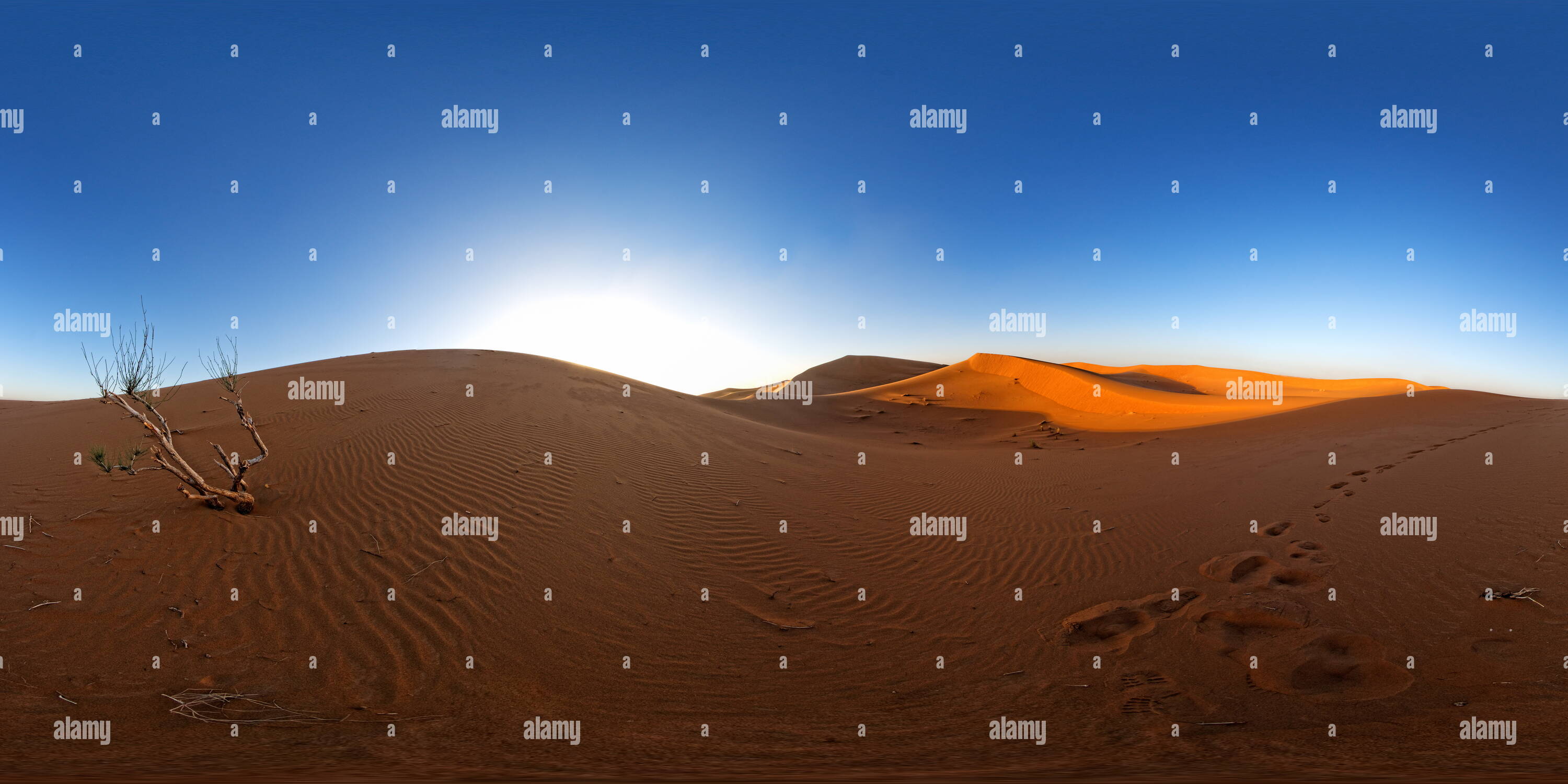 360° view of Erg Chigaga Sunrise - Alamy
