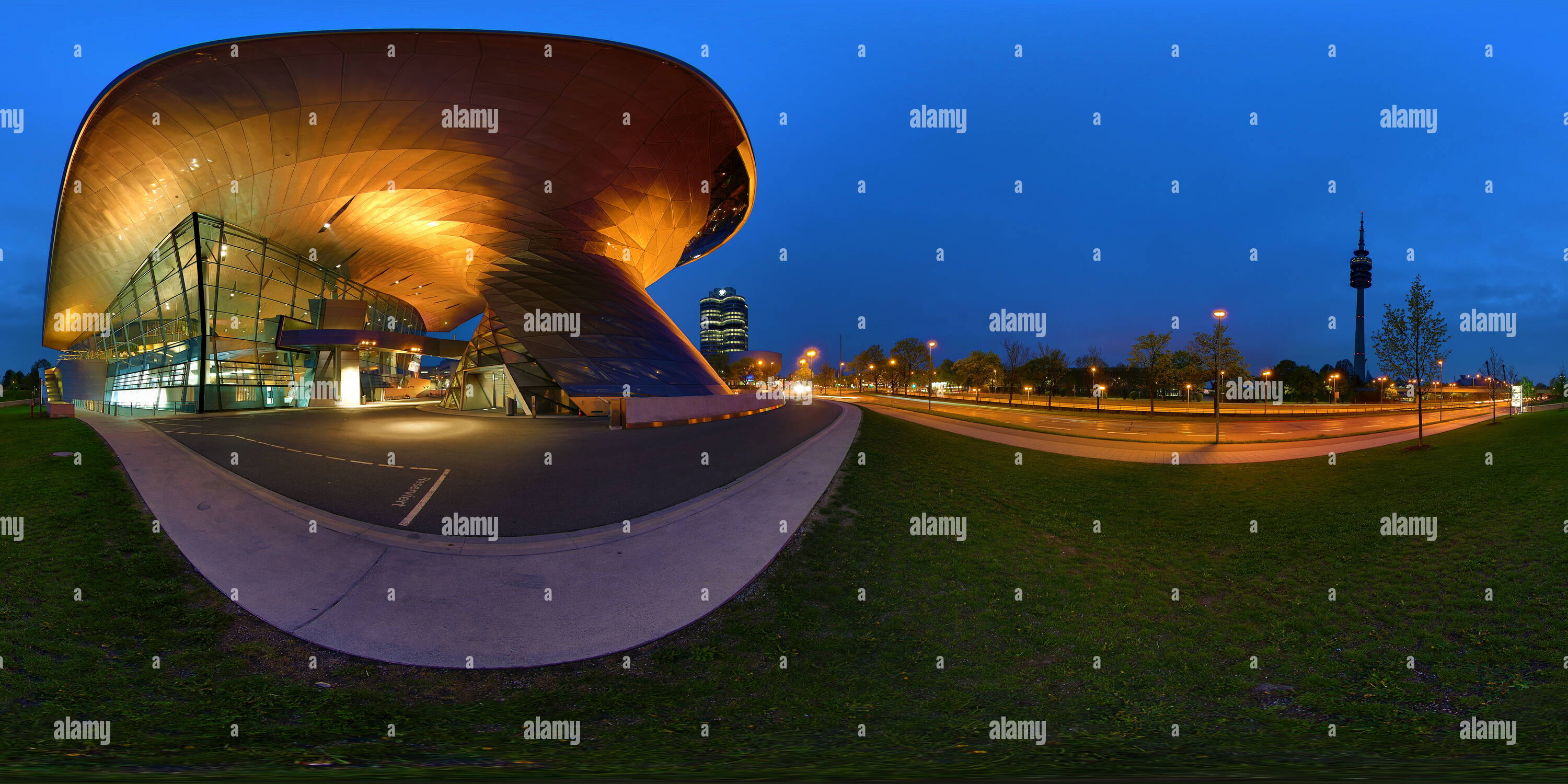 360° view of Munich - BMW-World - Alamy