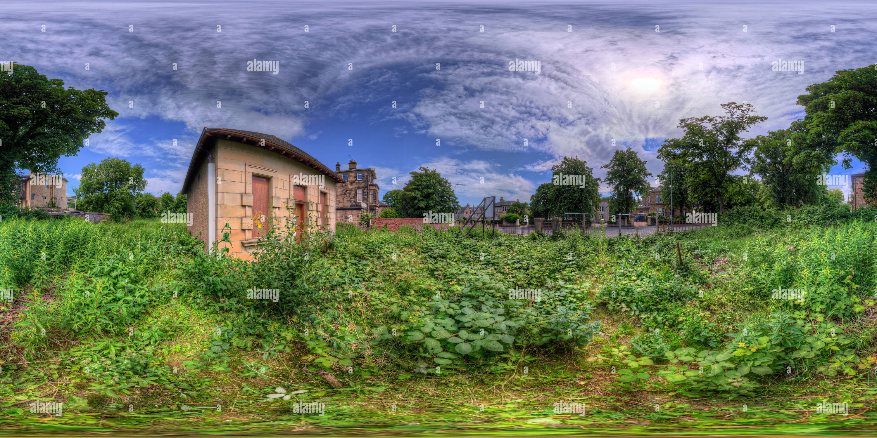 360° view of Substation on Albert Drive, Glasgow - Alamy