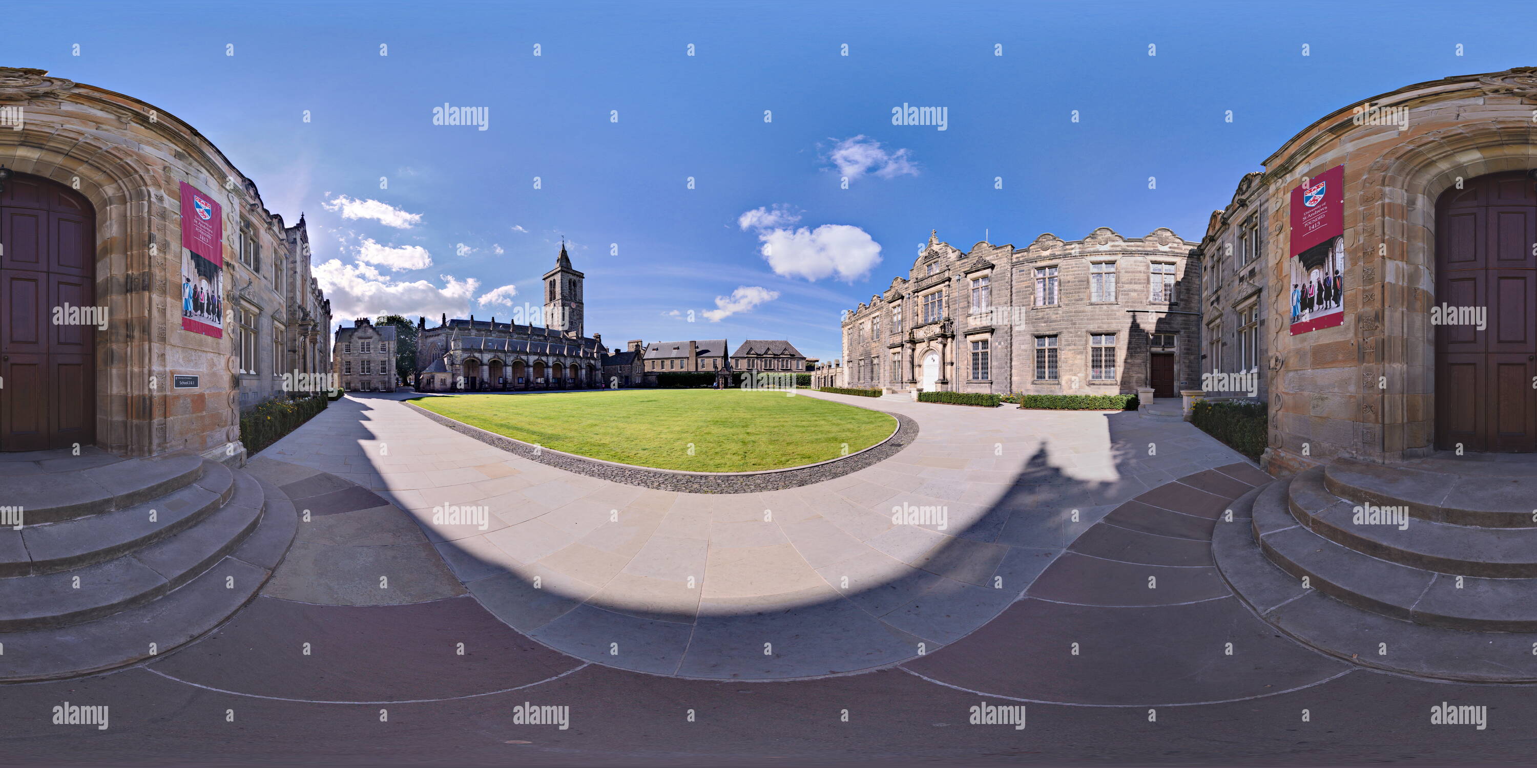 St andrews university quad hi-res stock photography and images - Alamy
