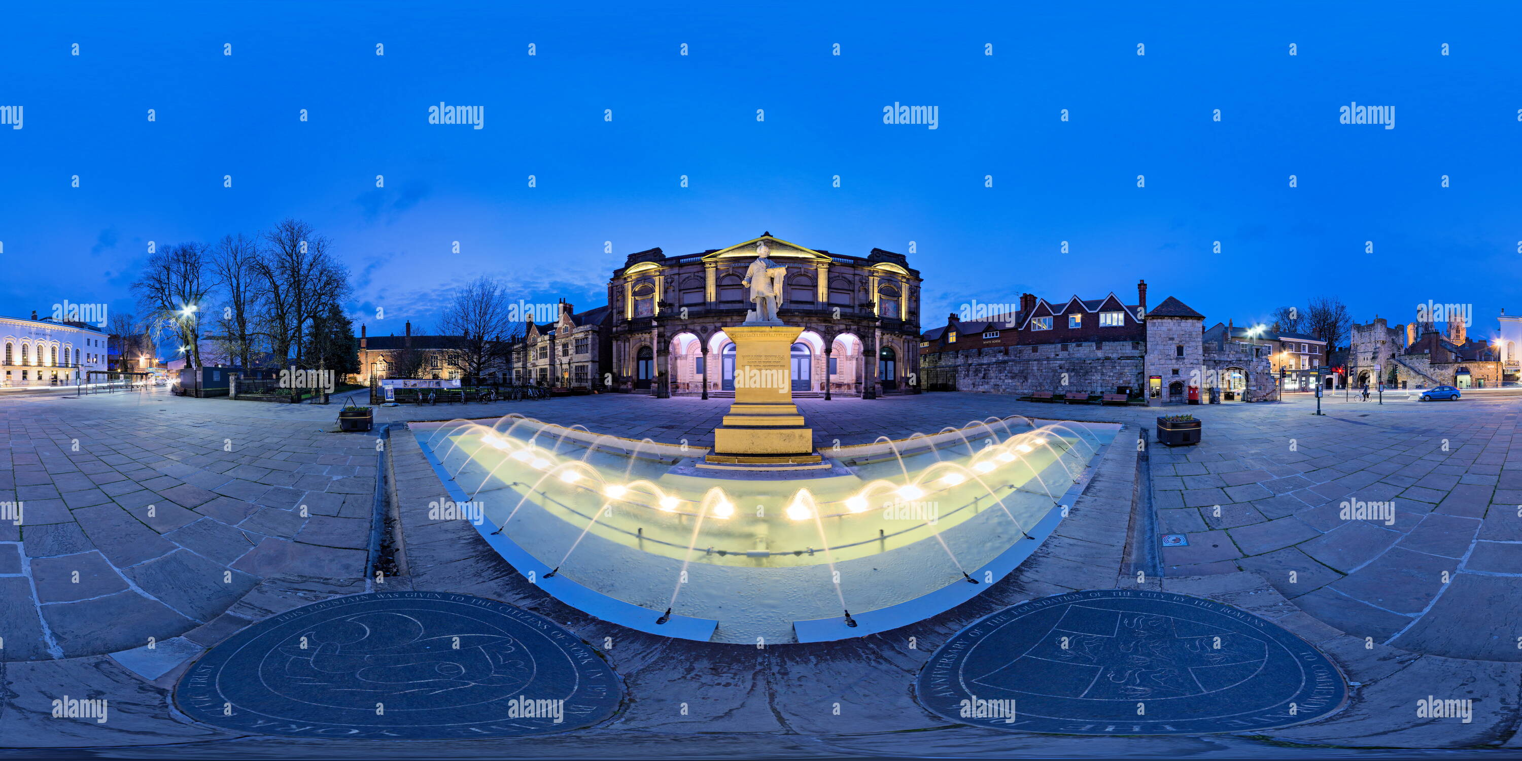 360° view of Fountain in front of York Art Gallery, England - Alamy