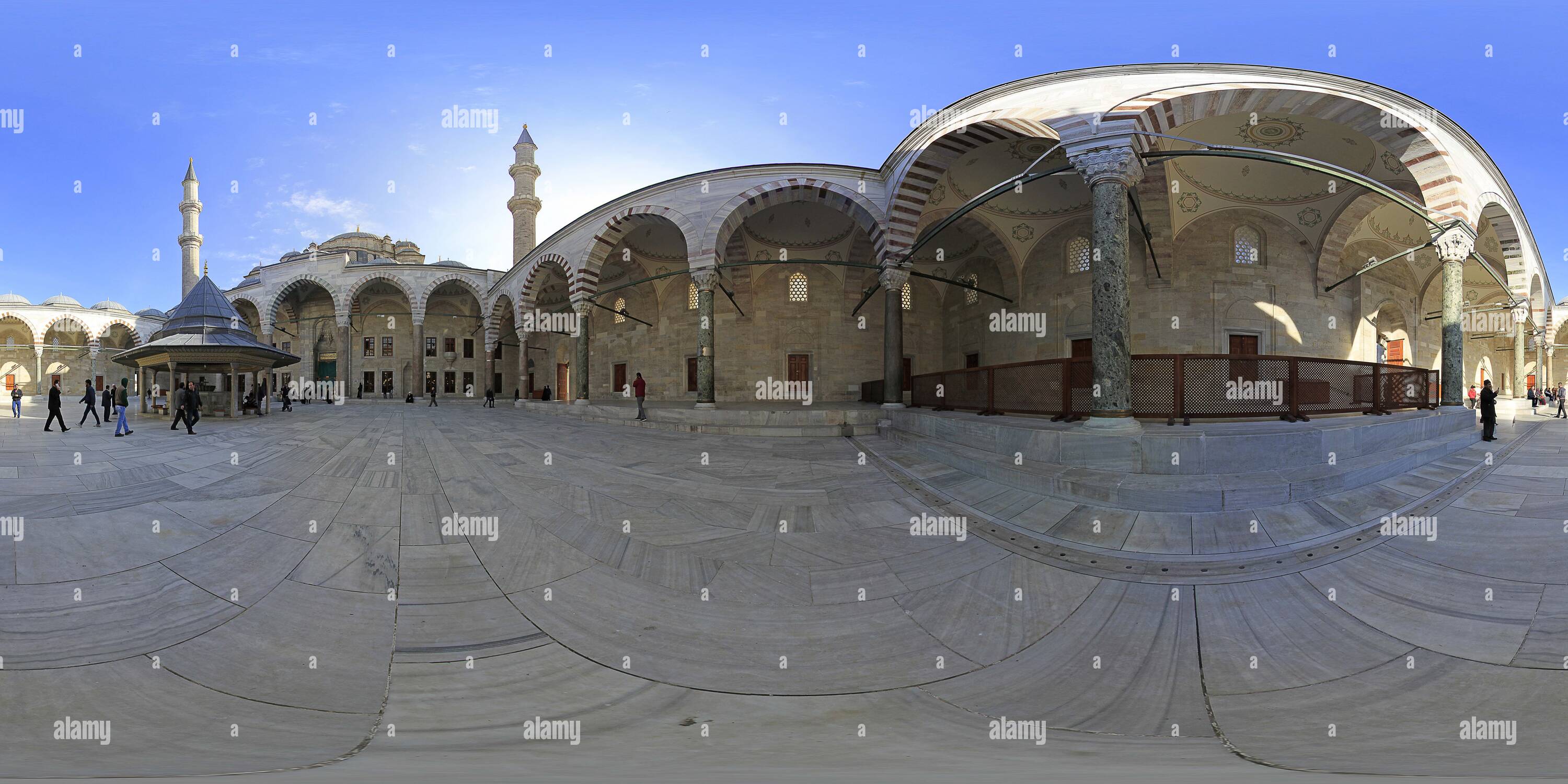 360° view of Fatih mosque-(Fatih camii - Alamy
