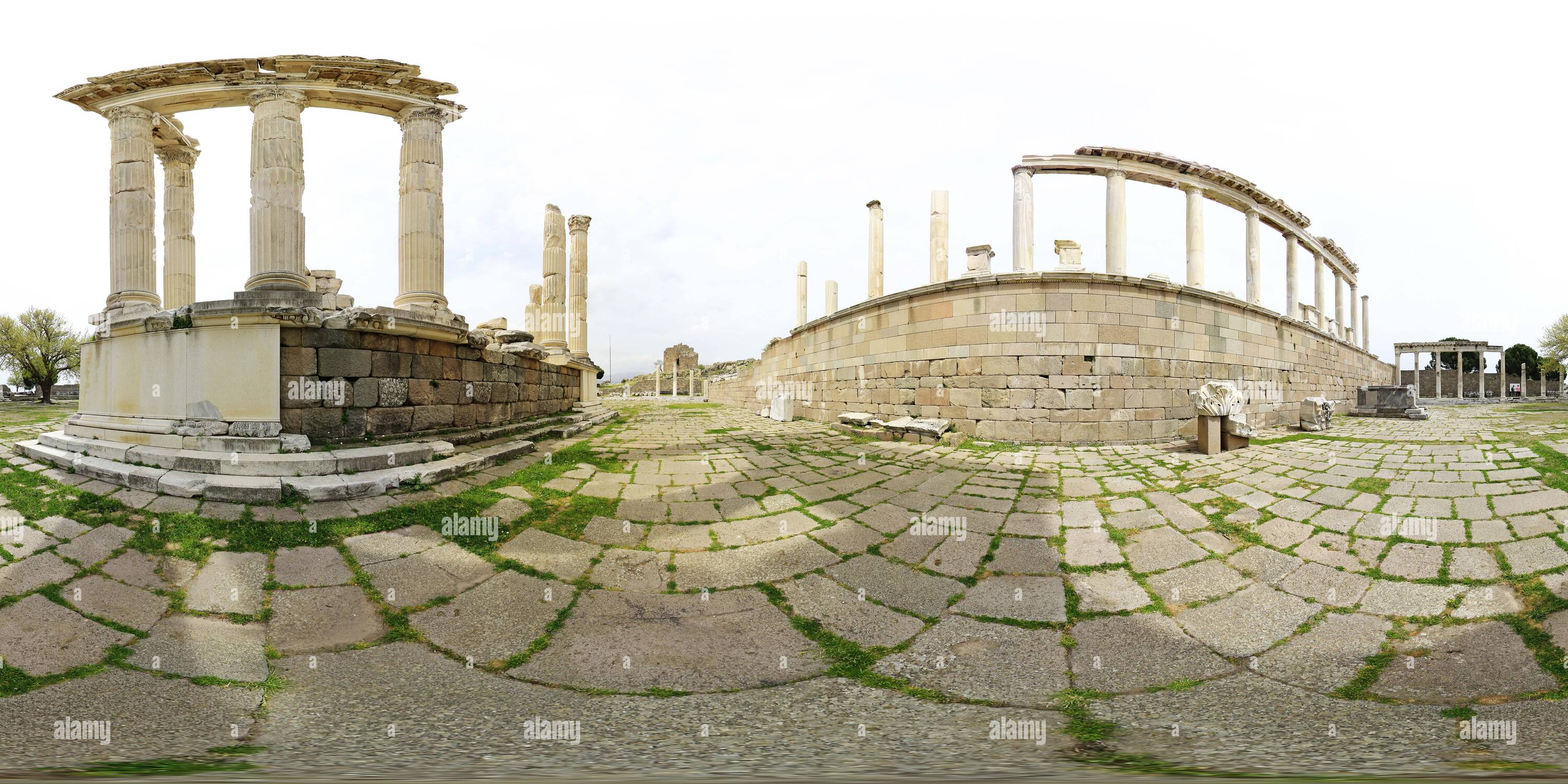 360° view of Temple Of Trajan In Pergamon 2 - Alamy
