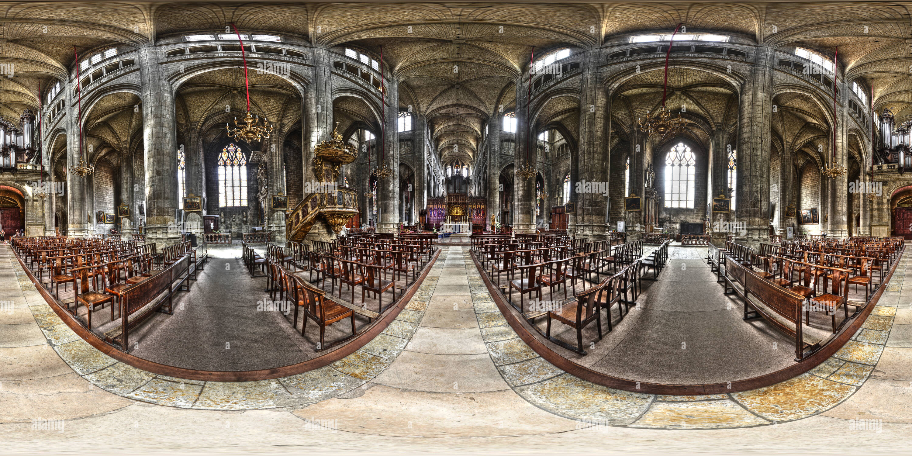 360° view of Cathédrale Sainte-Marie d'Auch - Auch - France - Alamy