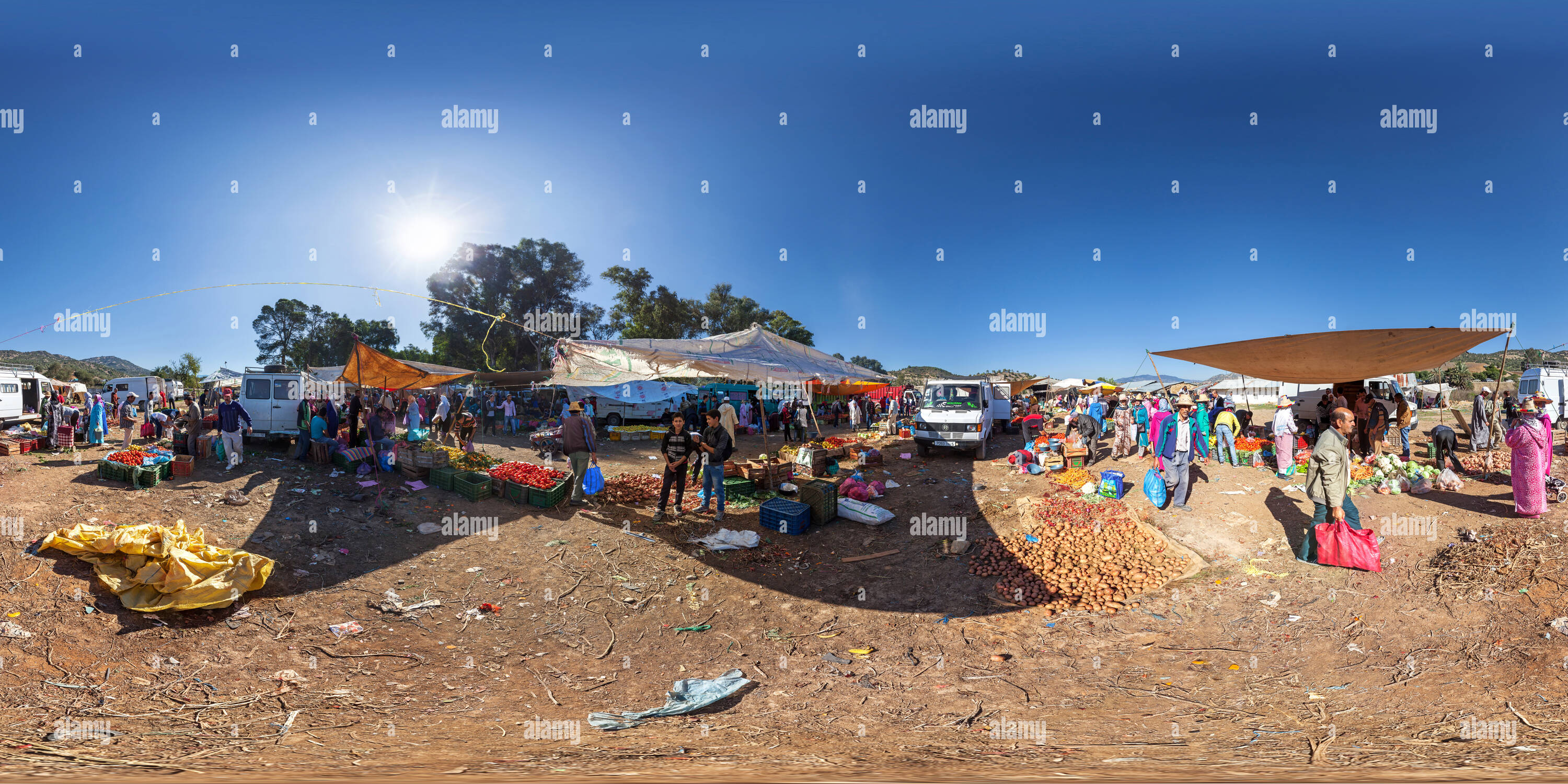 360° view of Traditional Market in Souk Sebt Rehouna - Morocco - Alamy