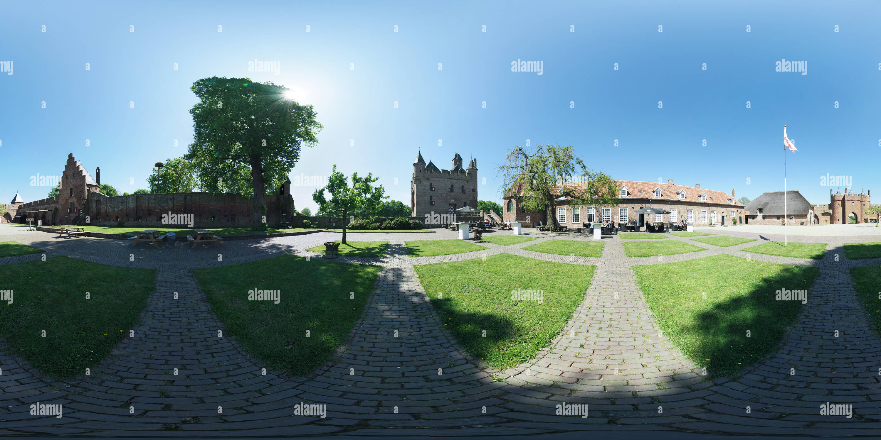 Kasteel doornenburg hi-res stock photography and images - Alamy