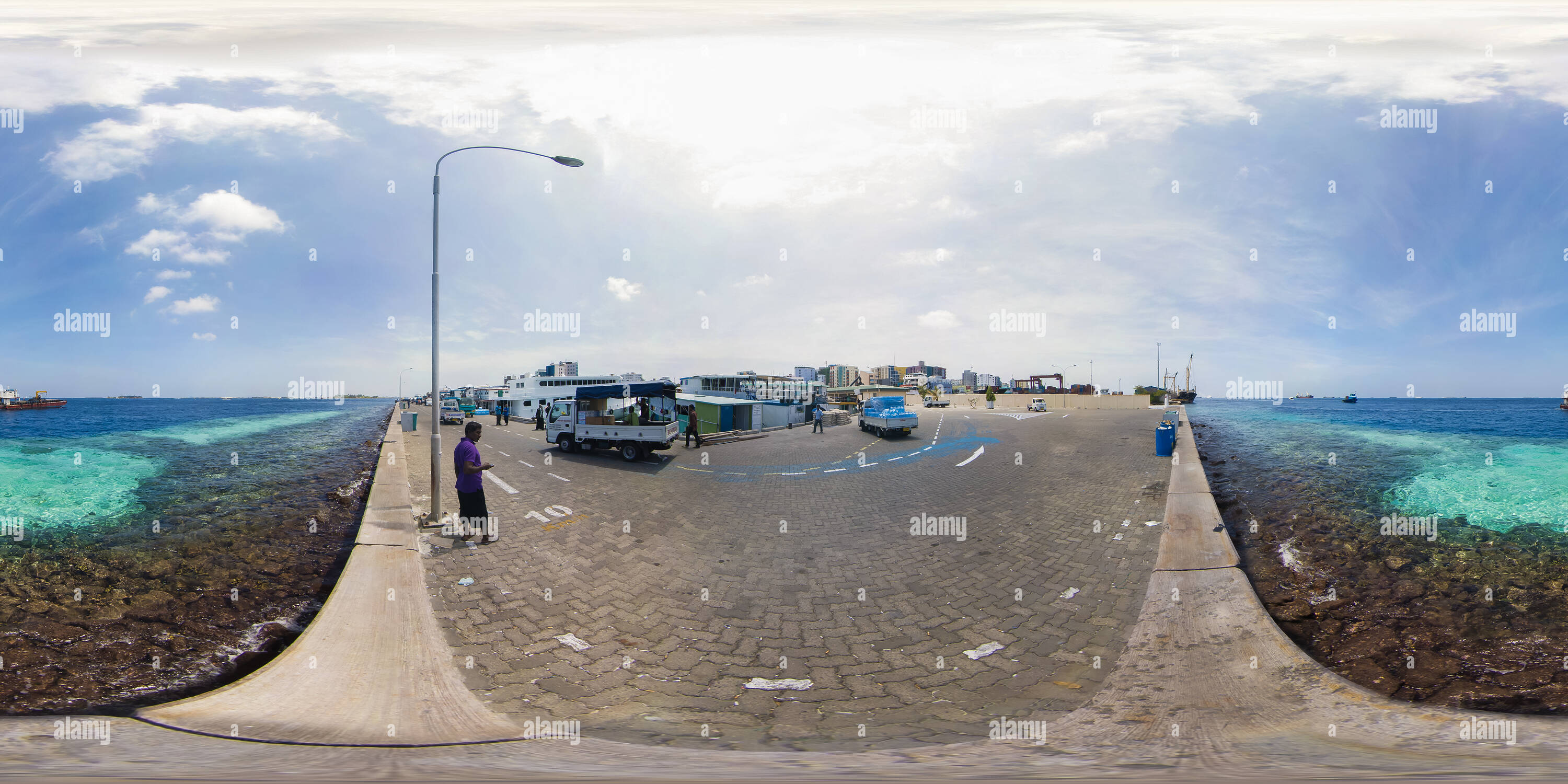 Male north harbour cargo handling area hi-res stock photography and ...