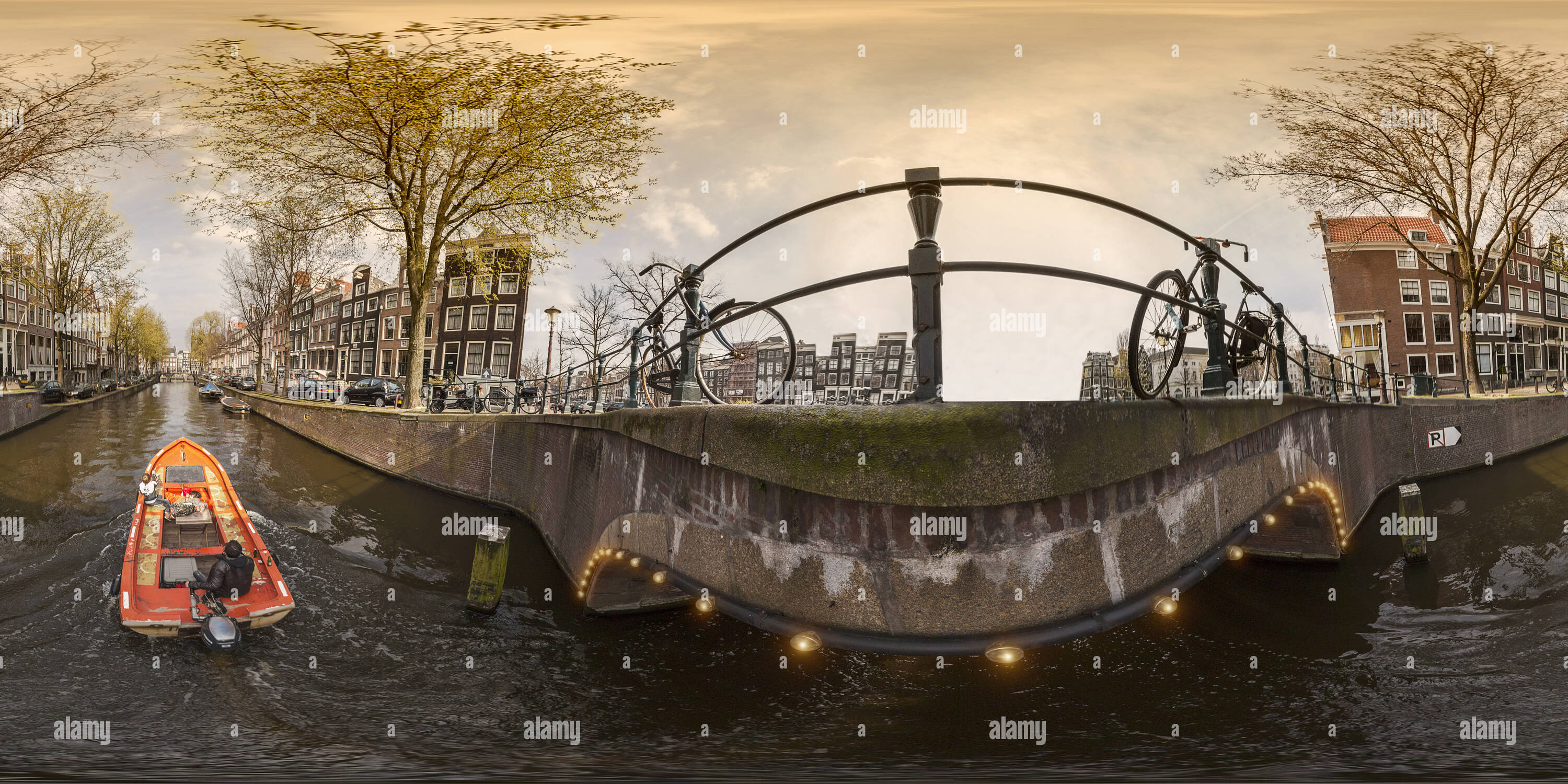 Seven bridges amsterdam hi-res stock photography and images - Alamy