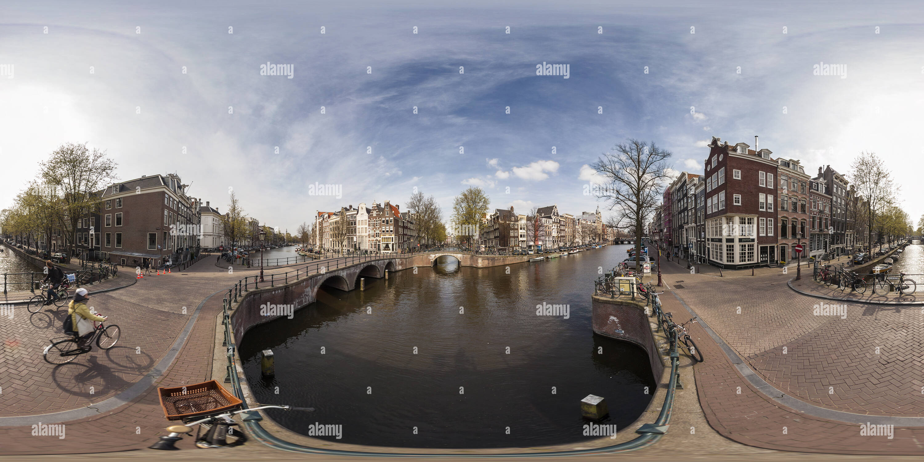 Seven bridges amsterdam hi-res stock photography and images - Alamy