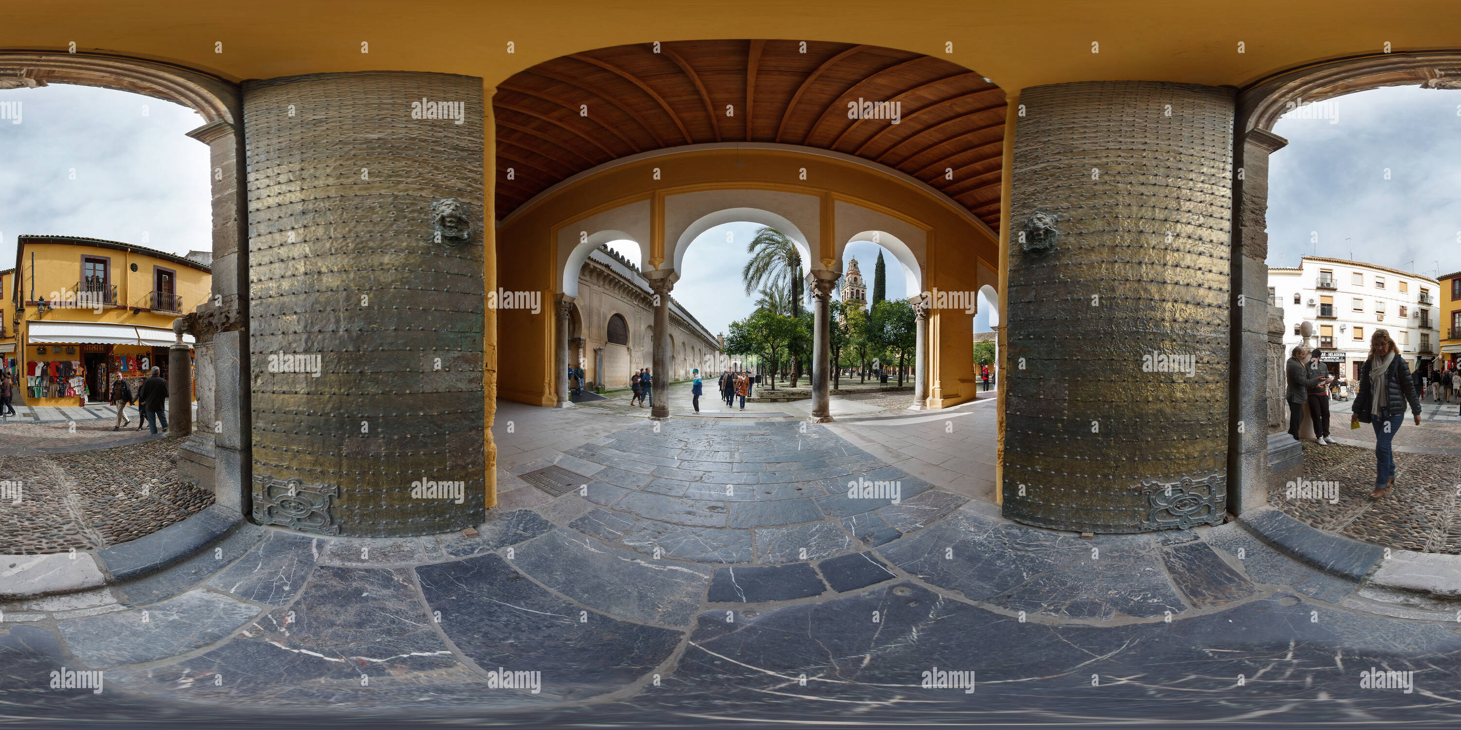 360° view of mosque of cordoba, spain - Alamy
