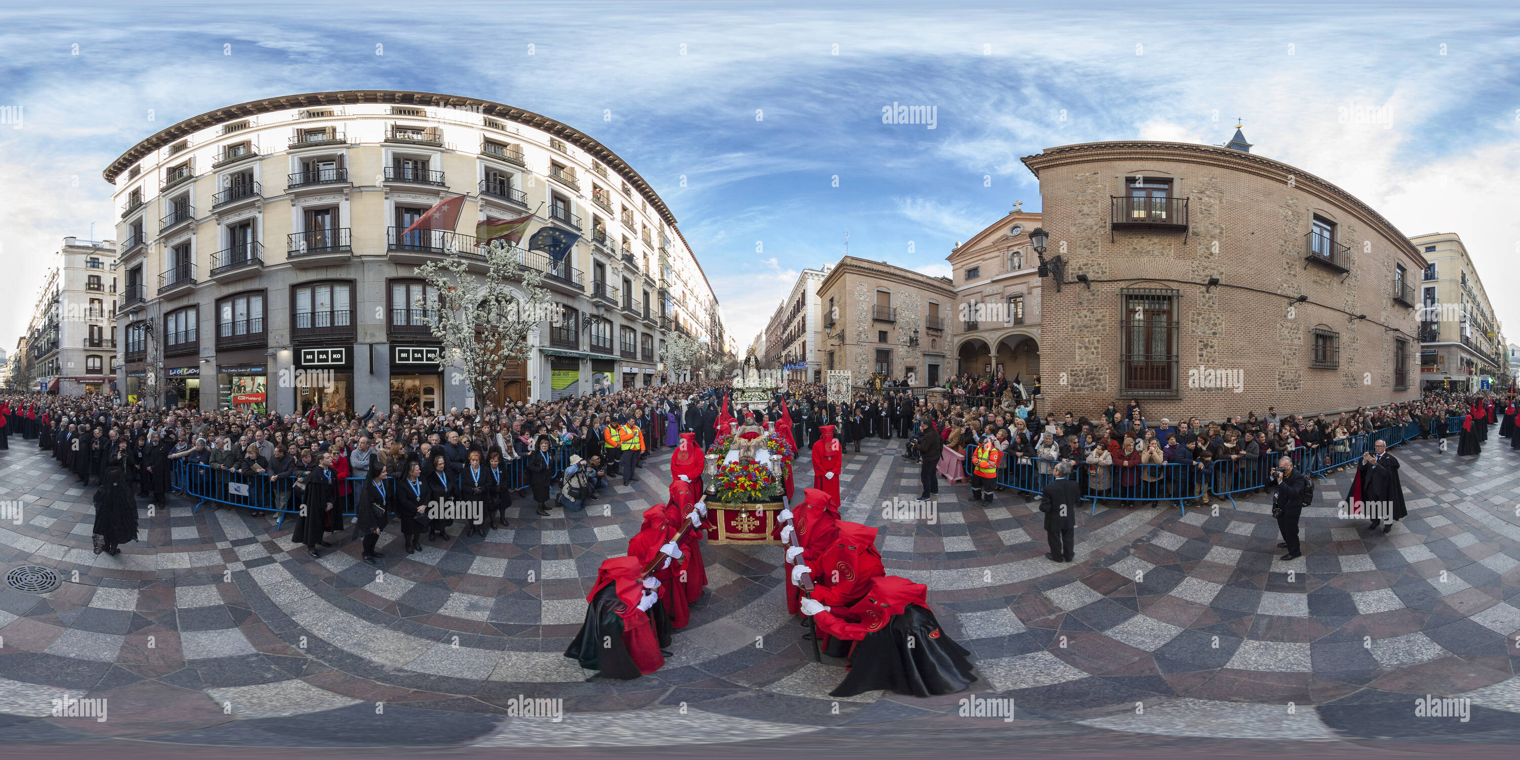 360° view of Easter Holy Week. Madrid. Spain - Alamy