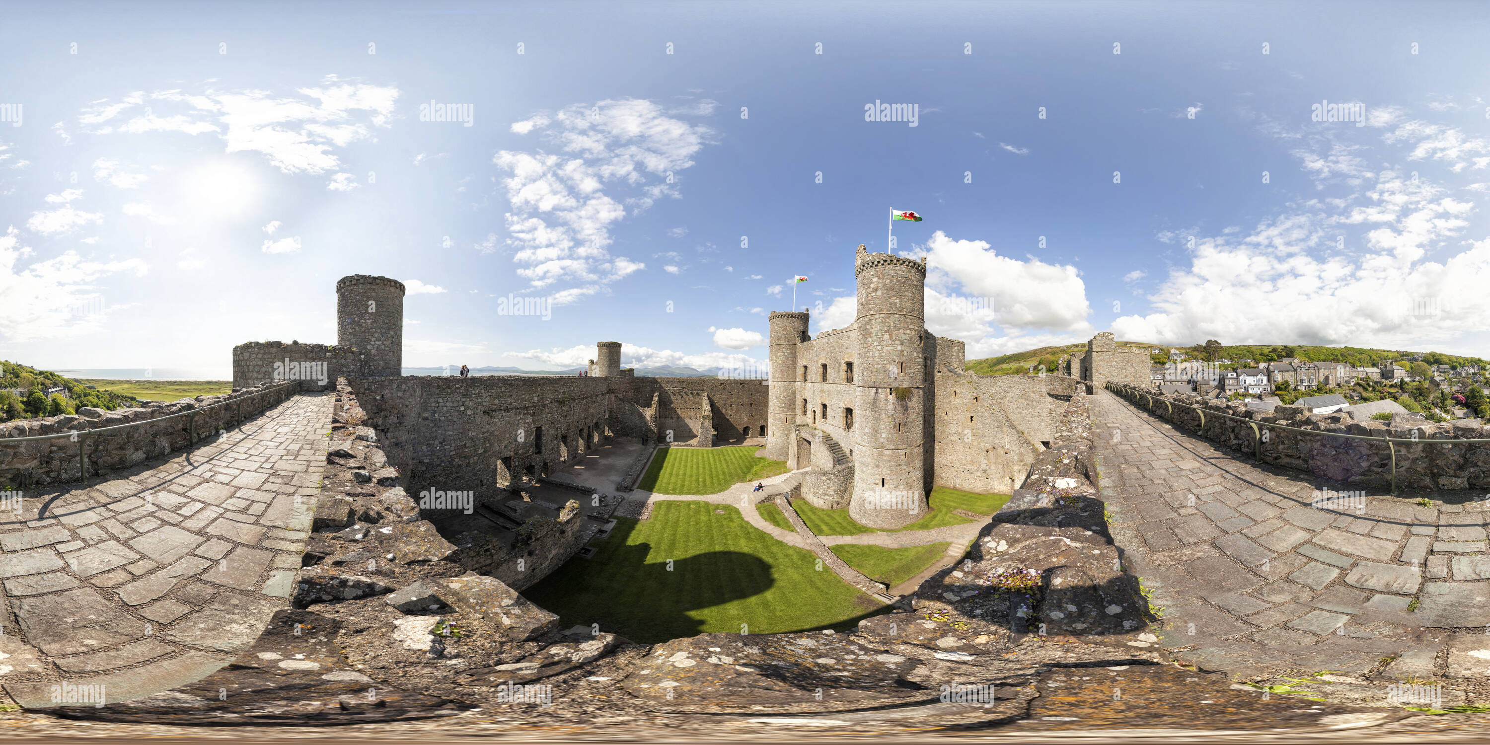 360° view of Harlech Castle. Wales. UK - Alamy