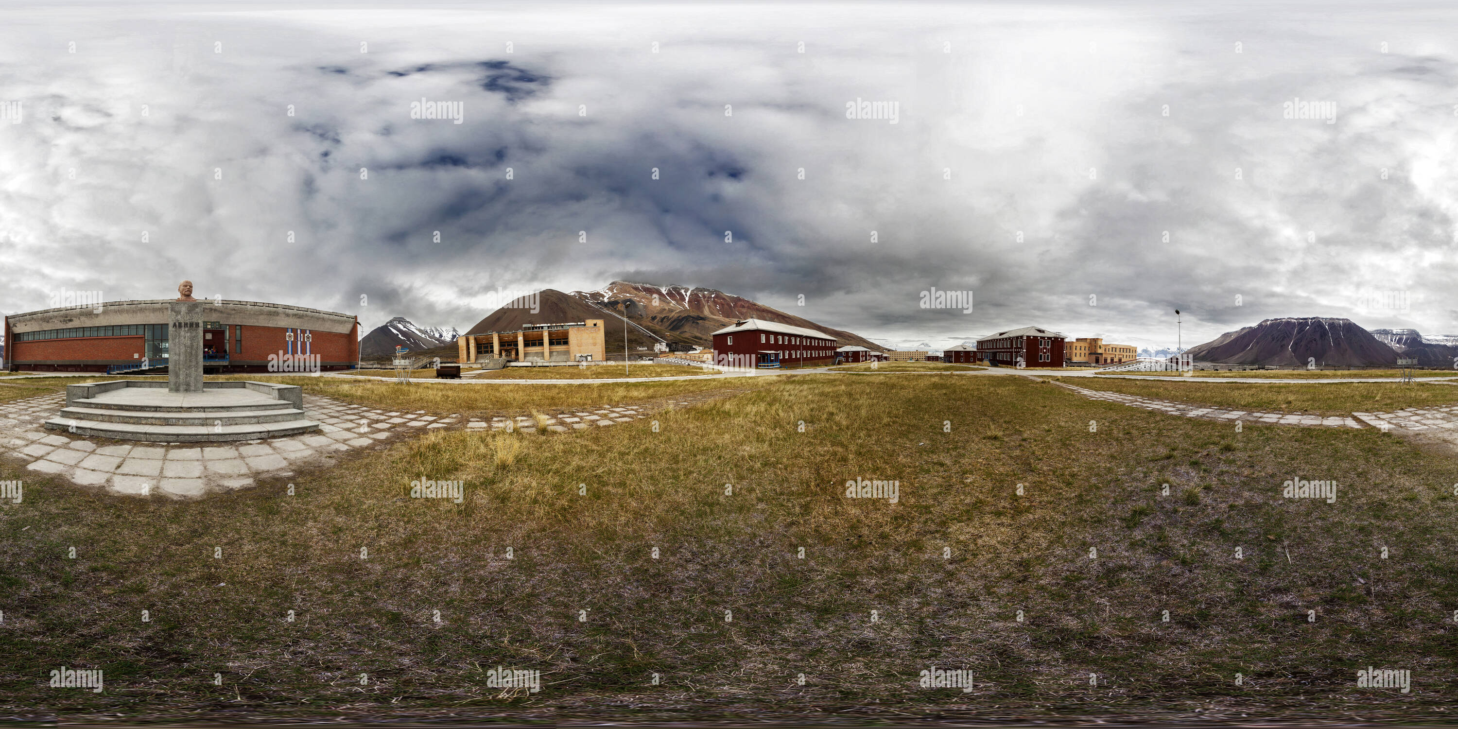 360° view of Pyramiden2. Svalbard. Norway - Alamy