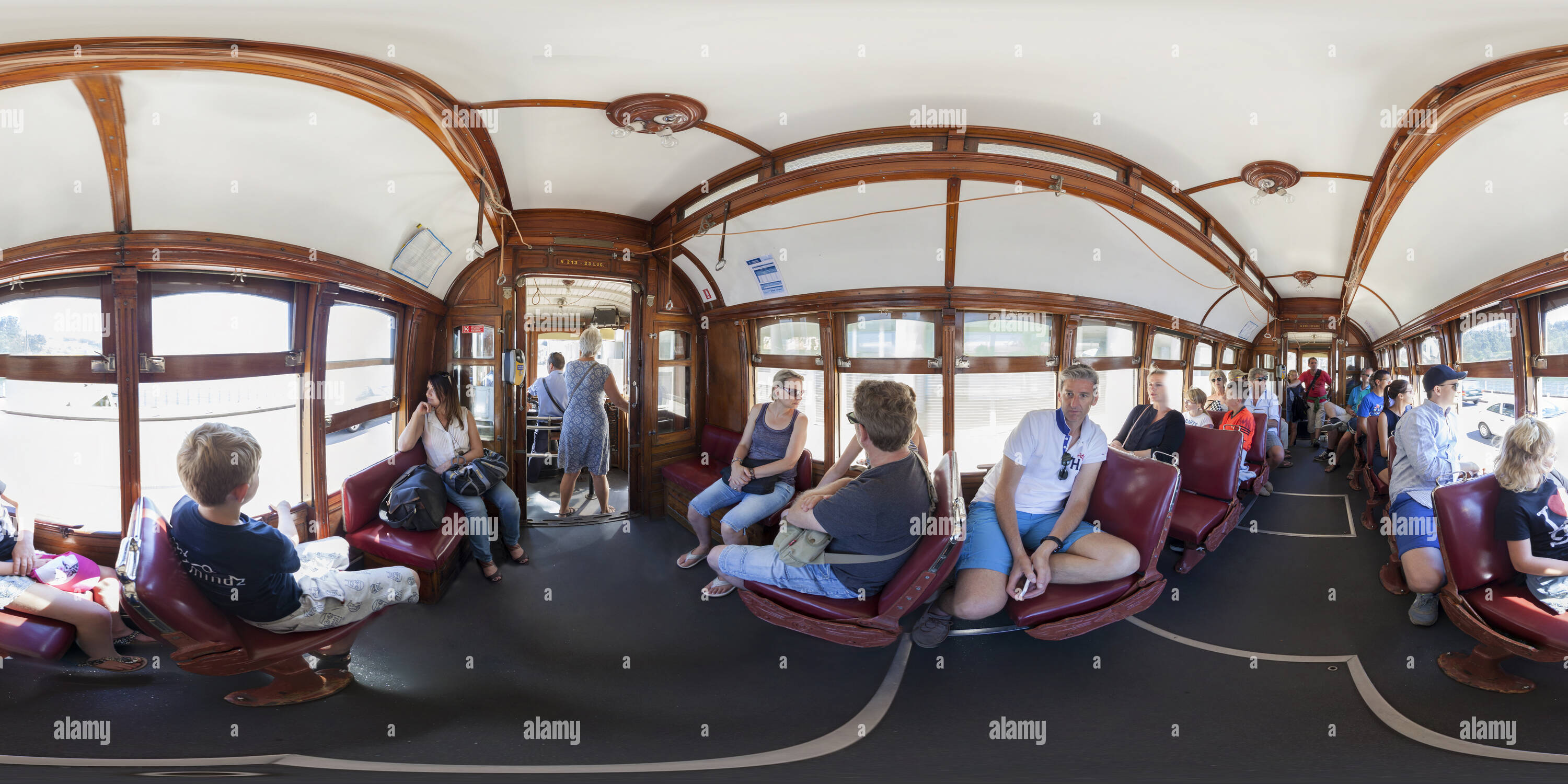 360° view of tramway. Porto. Portugal - Alamy