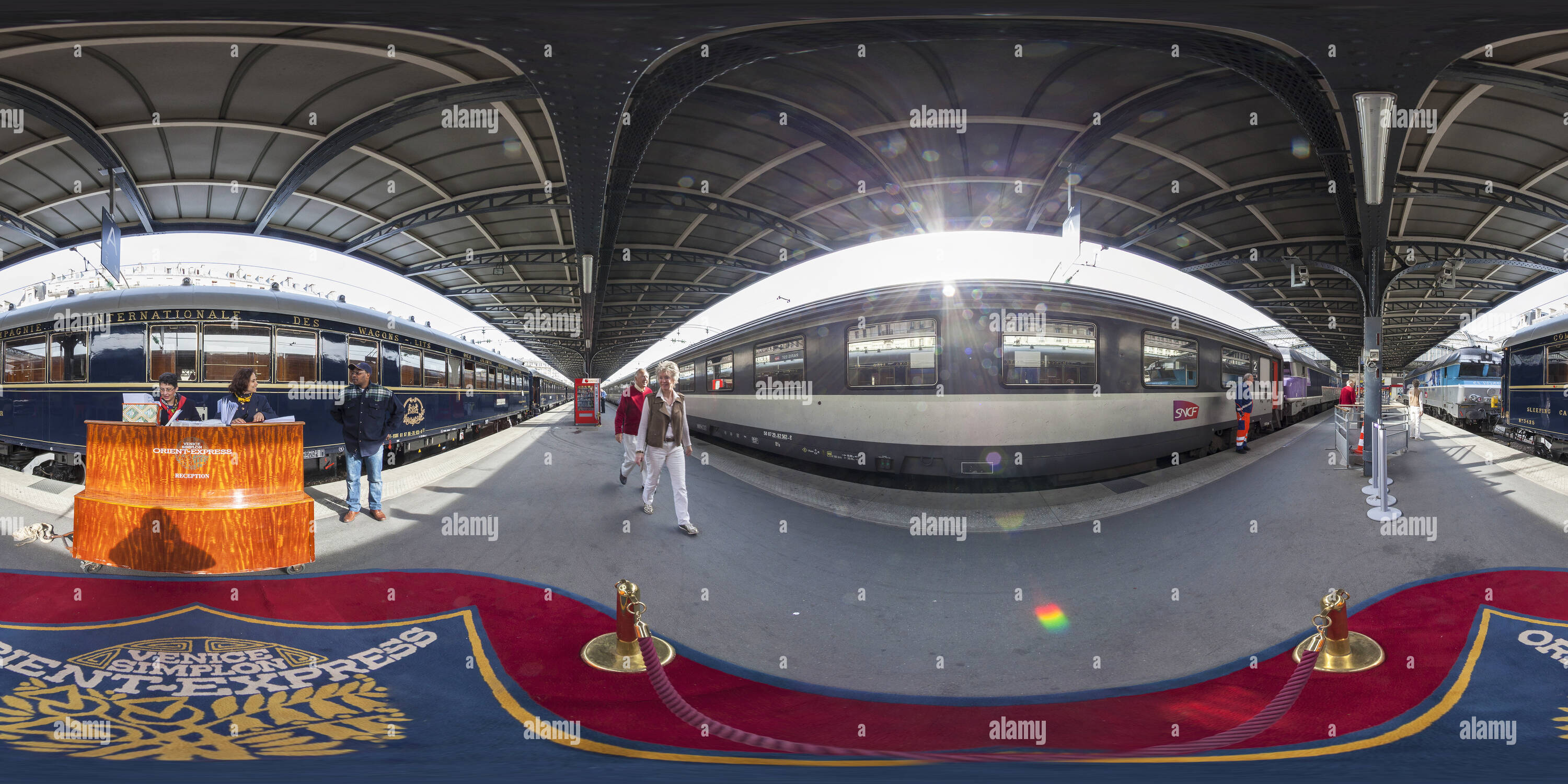 360° view of Orient express train. venice. Italy - Alamy