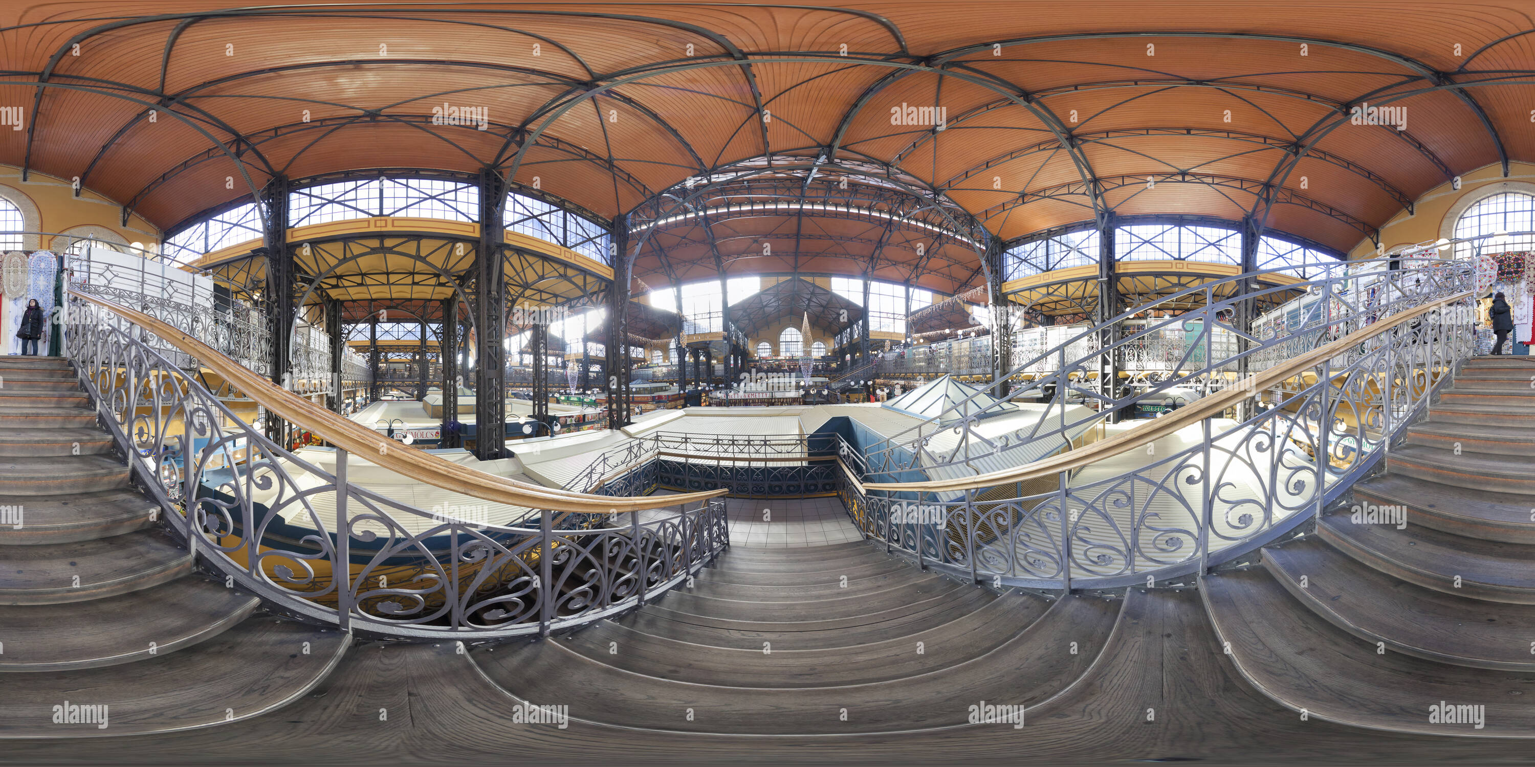 360° view of Central Market. Budapest - Alamy