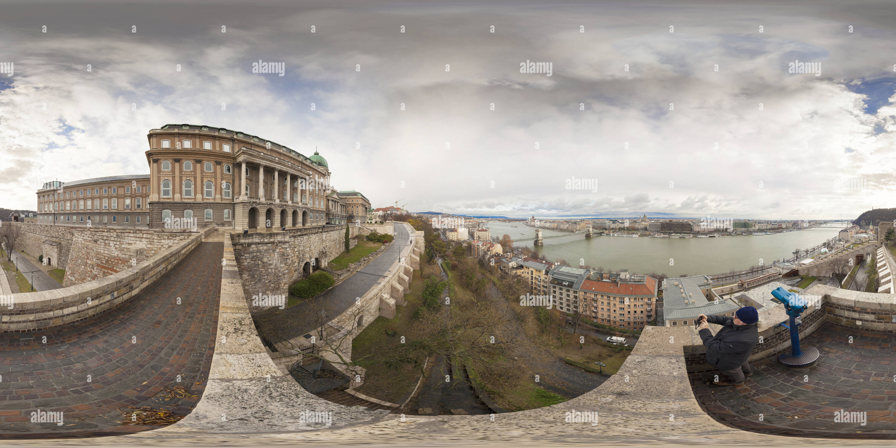 360° view of Budapest from Royal Palace in Buda Castle1. Budapest - Alamy