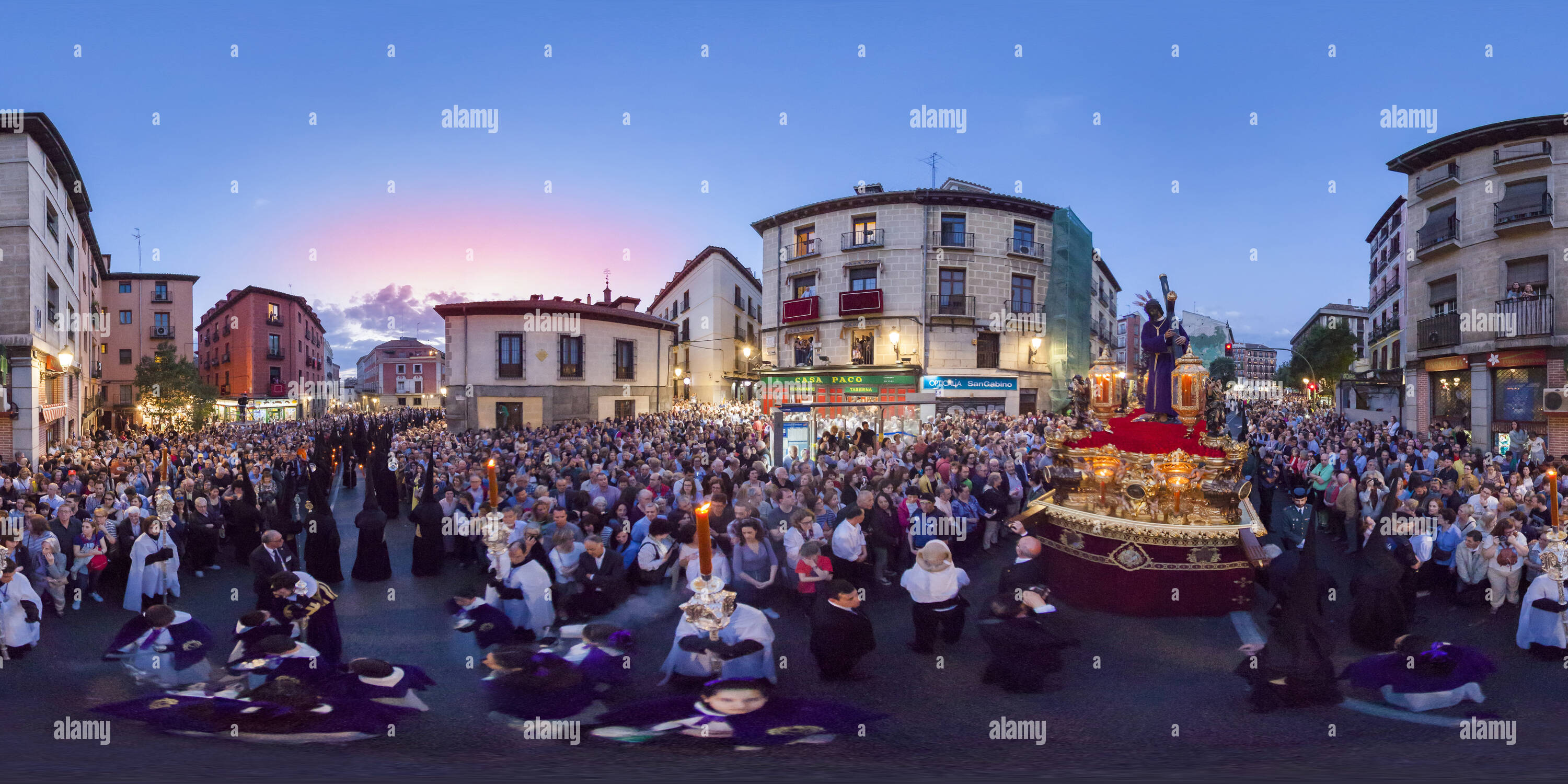 360° view of Holy Processions during Easter week of Christ of Gran ...