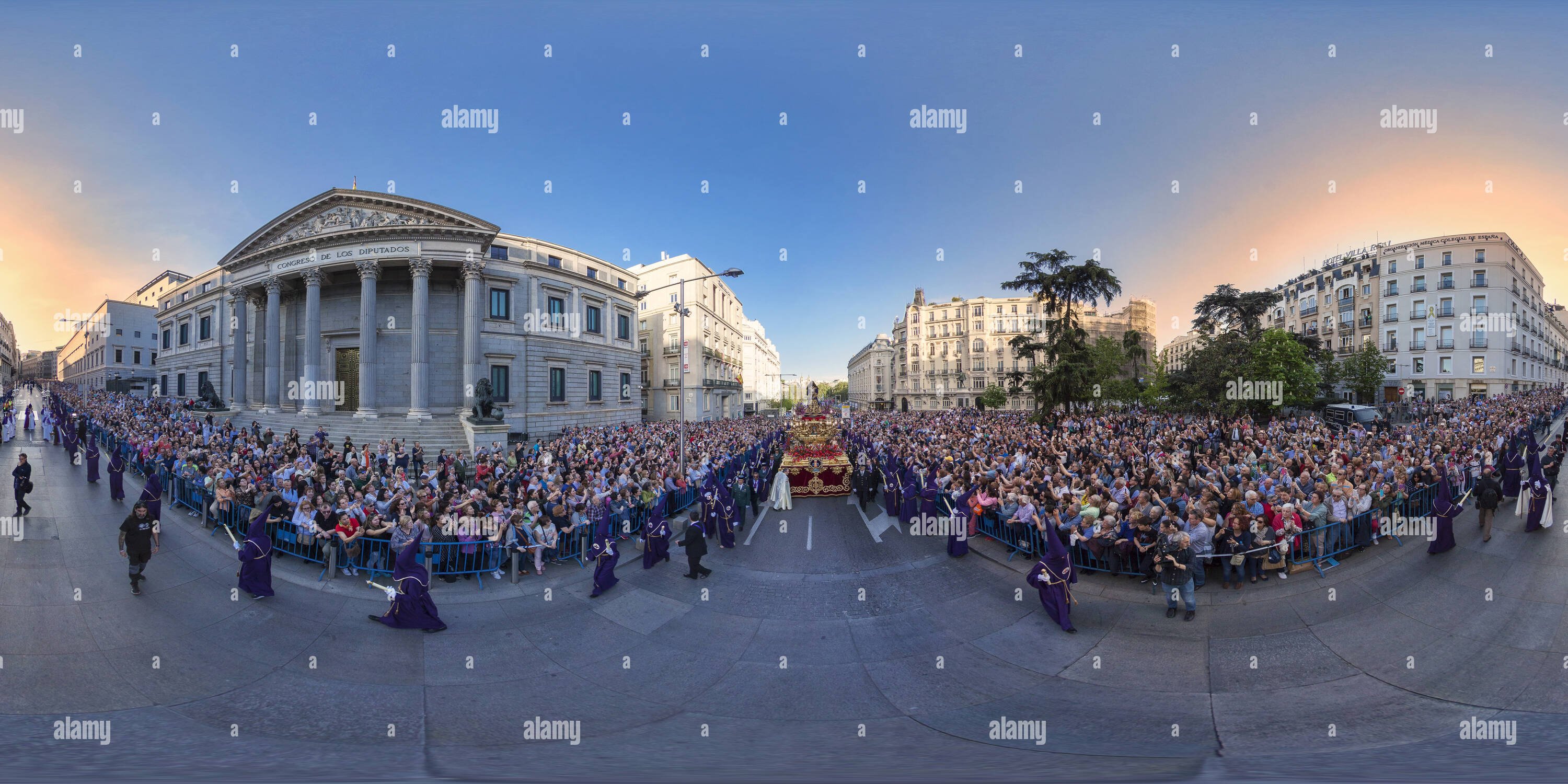 360° view of Holy Processions during Easter week of Christ of ...