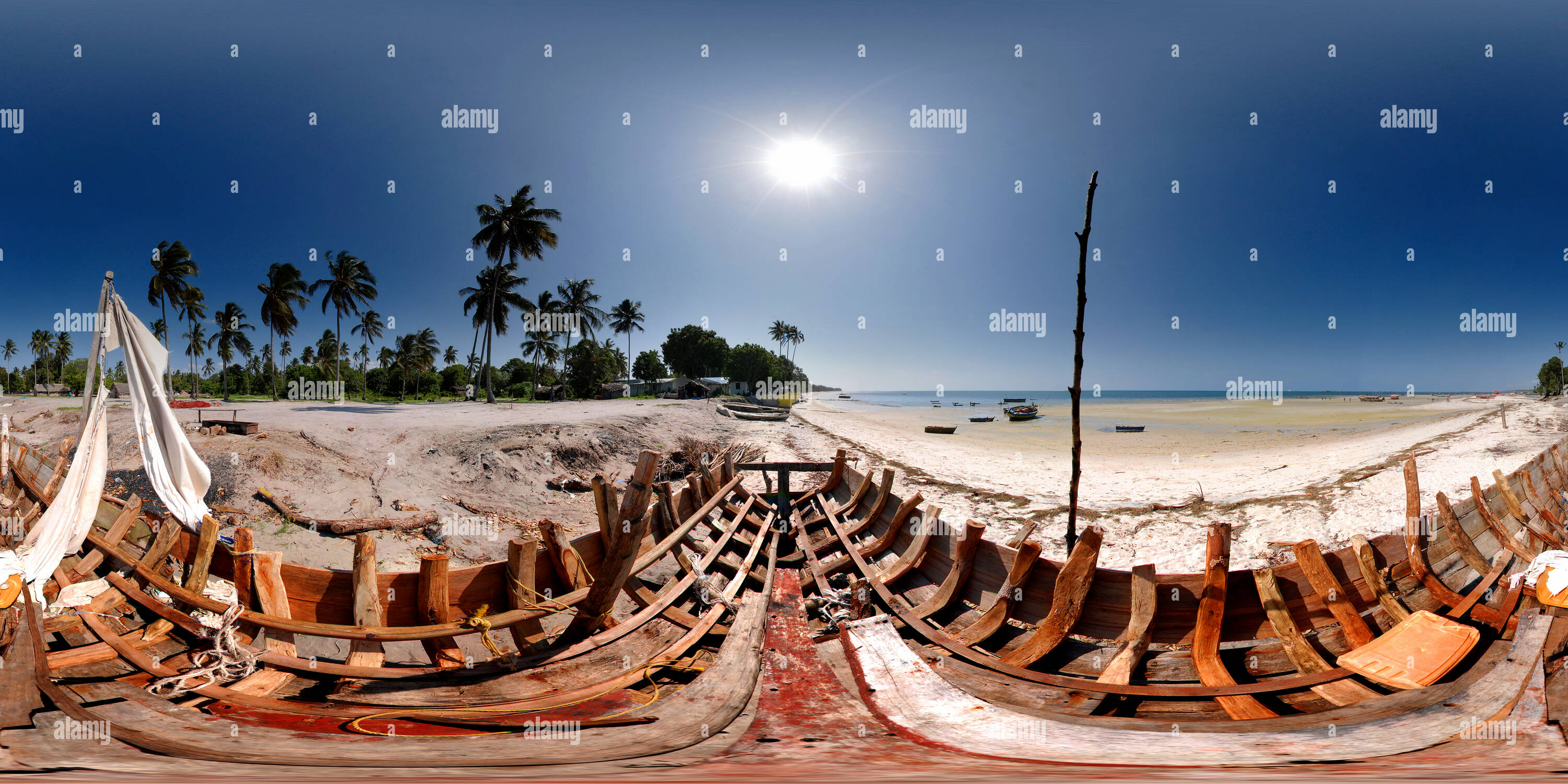 360° view of Dhow renovation, Kilindoni, Mafia Island, Tanzania - Alamy