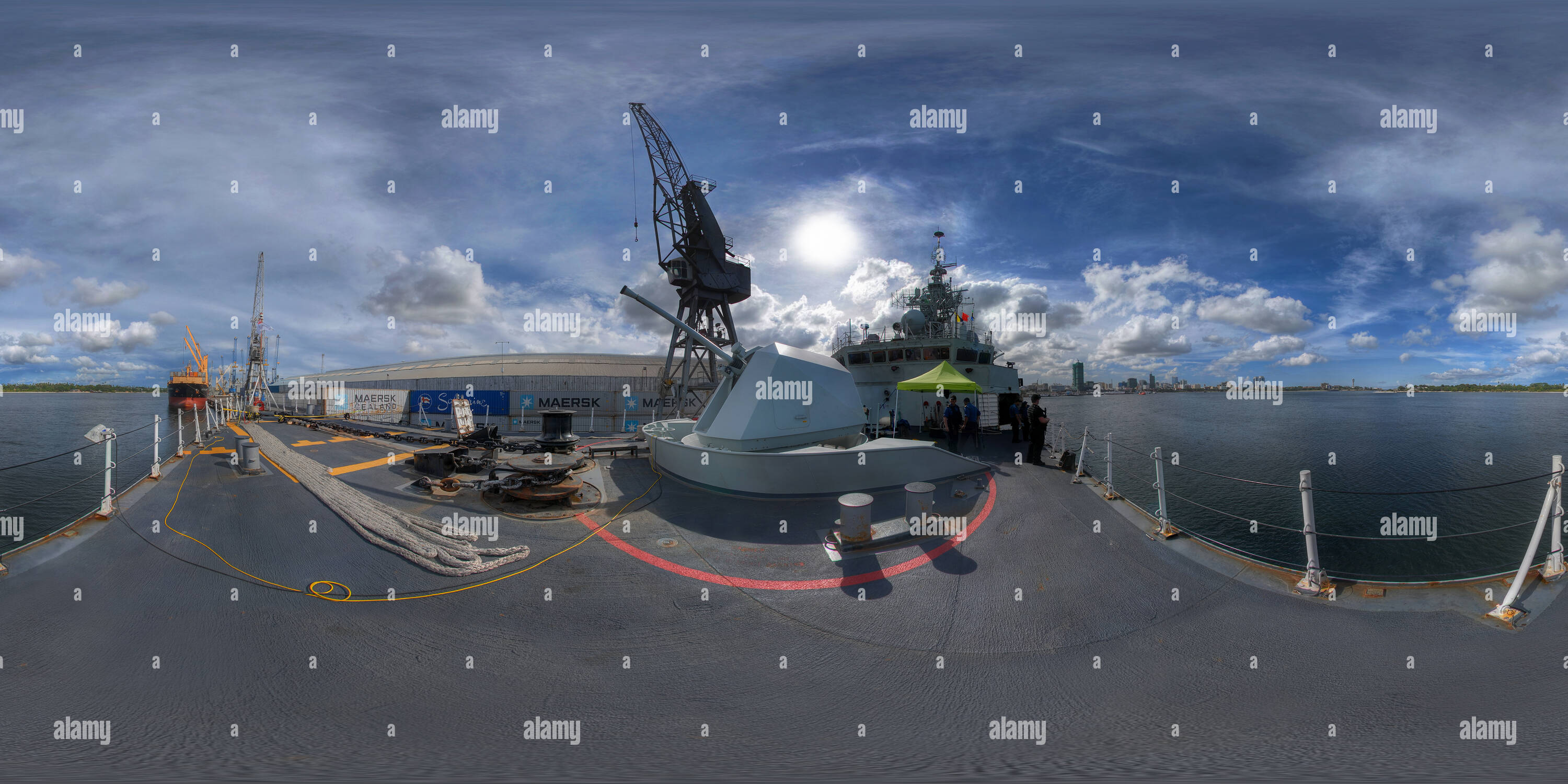 360° view of Foredeck of the HMCS Toronto, Dar es Salaam - Alamy